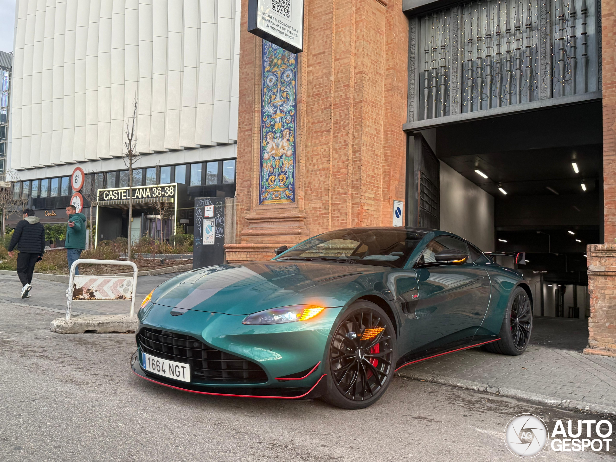 Aston Martin V8 Vantage Formula 1 Edition - 03 January 2026 - Autogespot