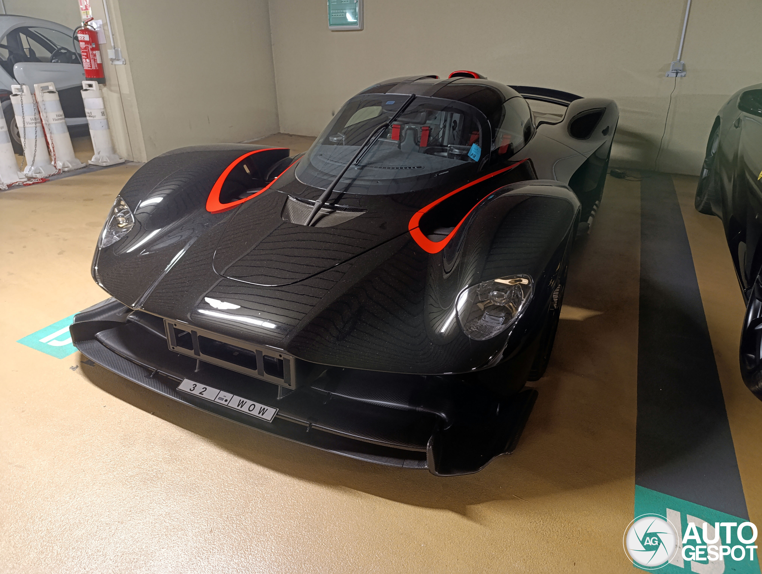 Aston Martin Valkyrie Spider - 05 January 2026 - Autogespot