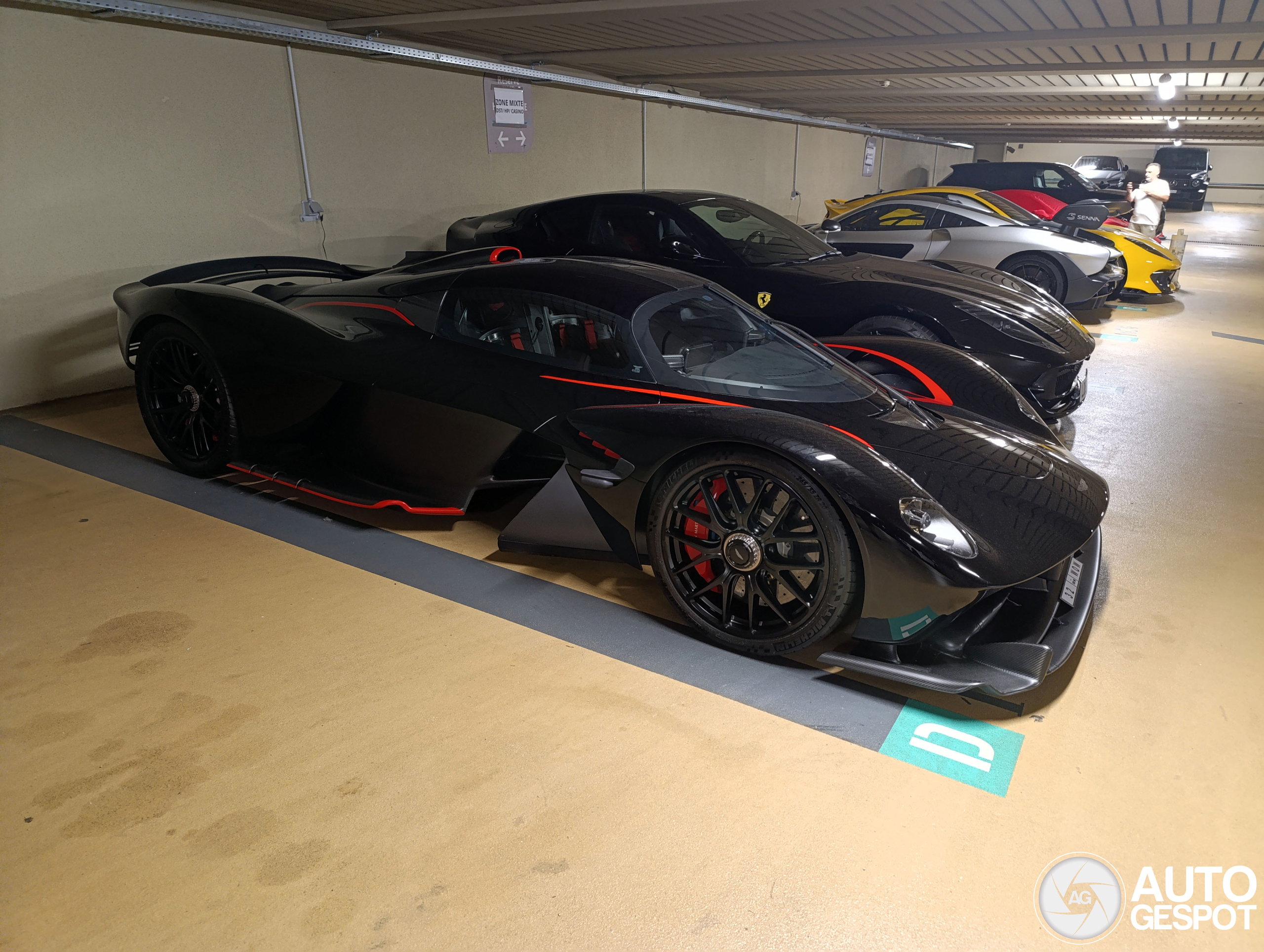 Aston Martin Valkyrie Spider - 05 January 2026 - Autogespot