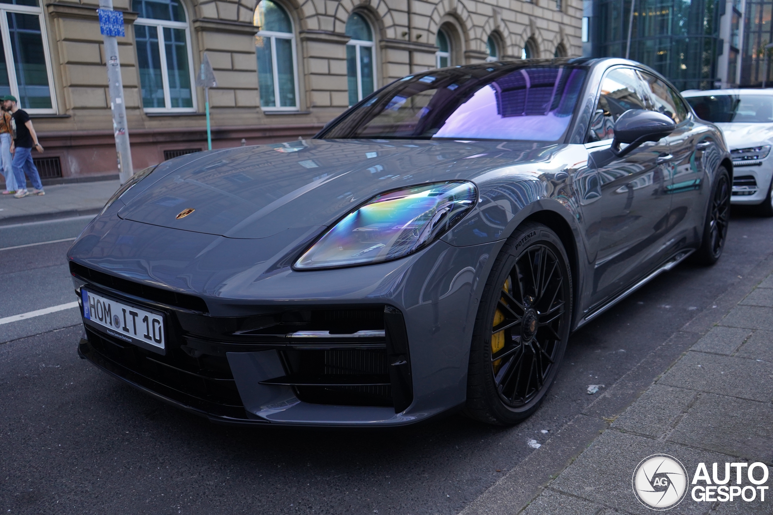 Porsche 972 Panamera GTS MkI - 09 January 2026 - Autogespot