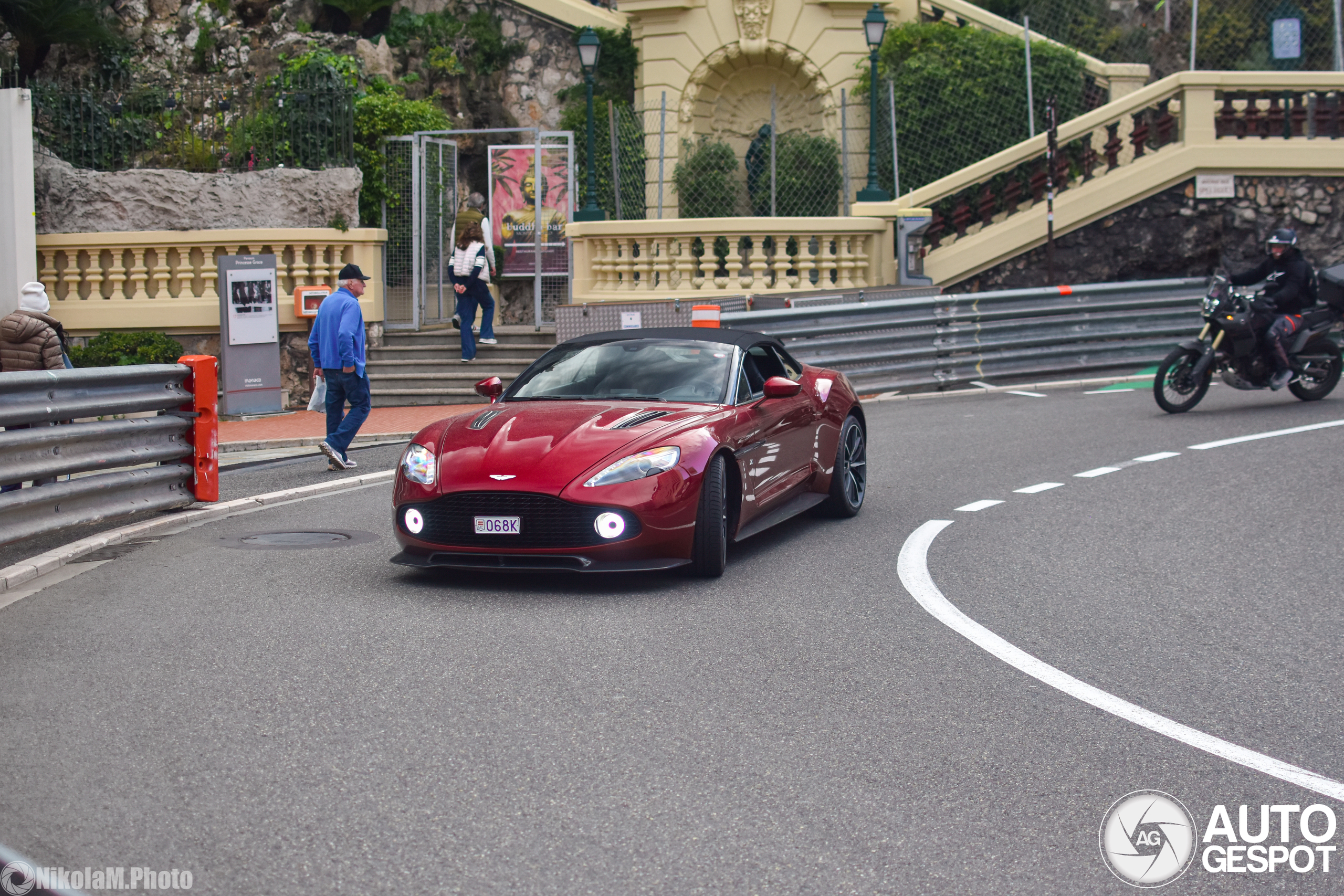 Aston Martin Vanquish Volante Zagato - 10 January 2026 - Autogespot