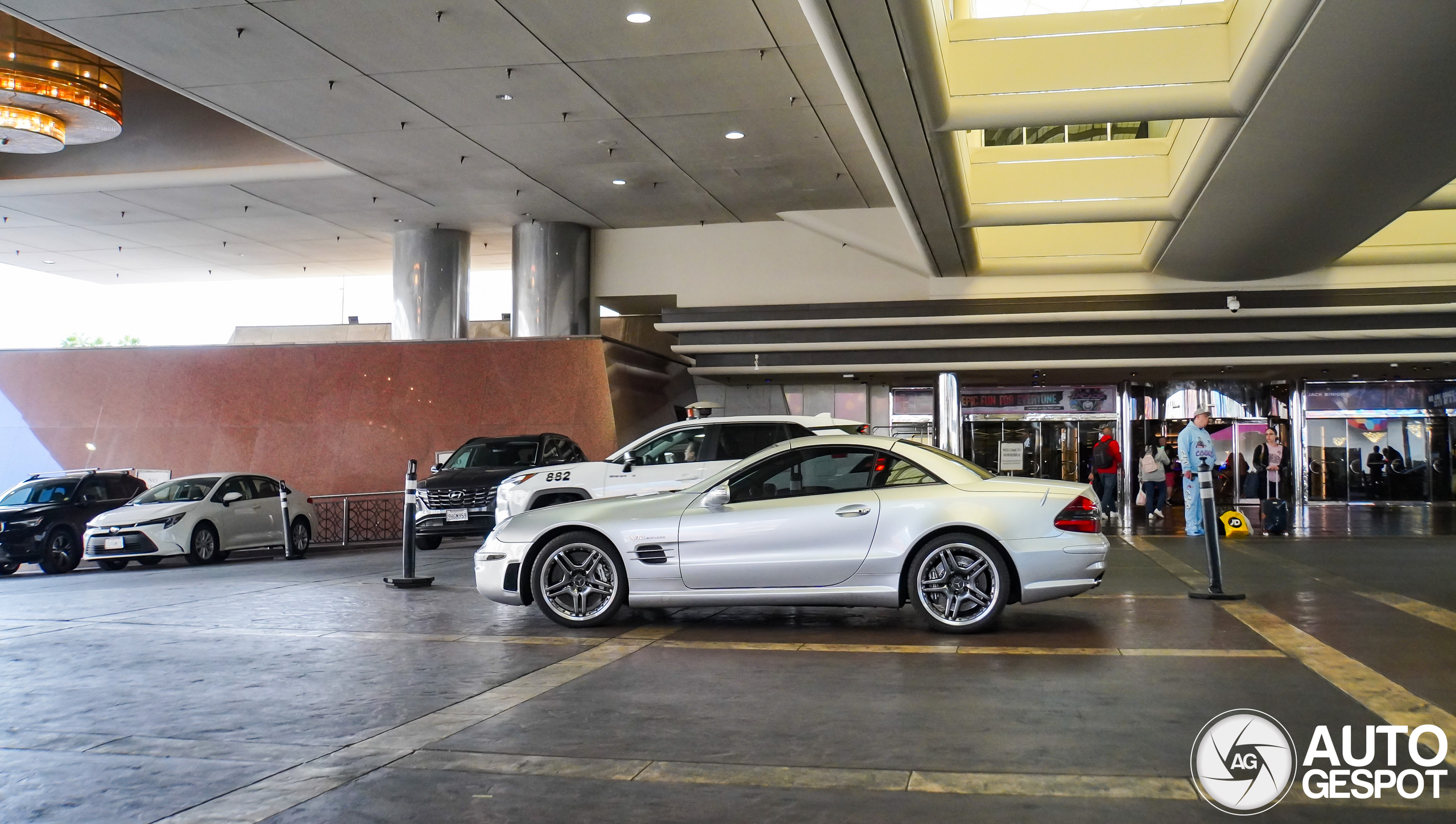 Mercedes-Benz SL 65 AMG R230 2006 - 12 January 2026 - Autogespot