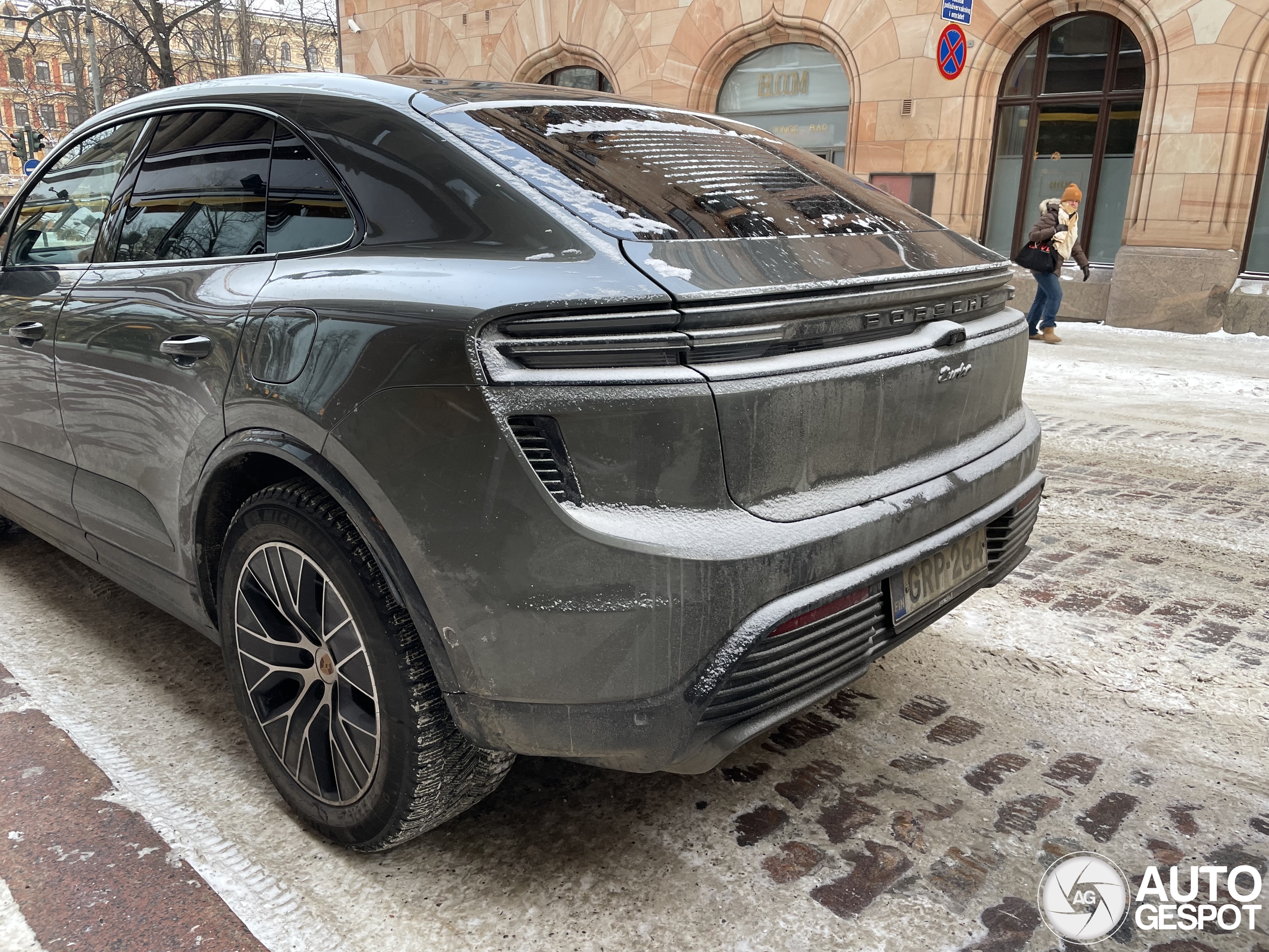 Porsche Macan EV Turbo - 15 January 2026 - Autogespot