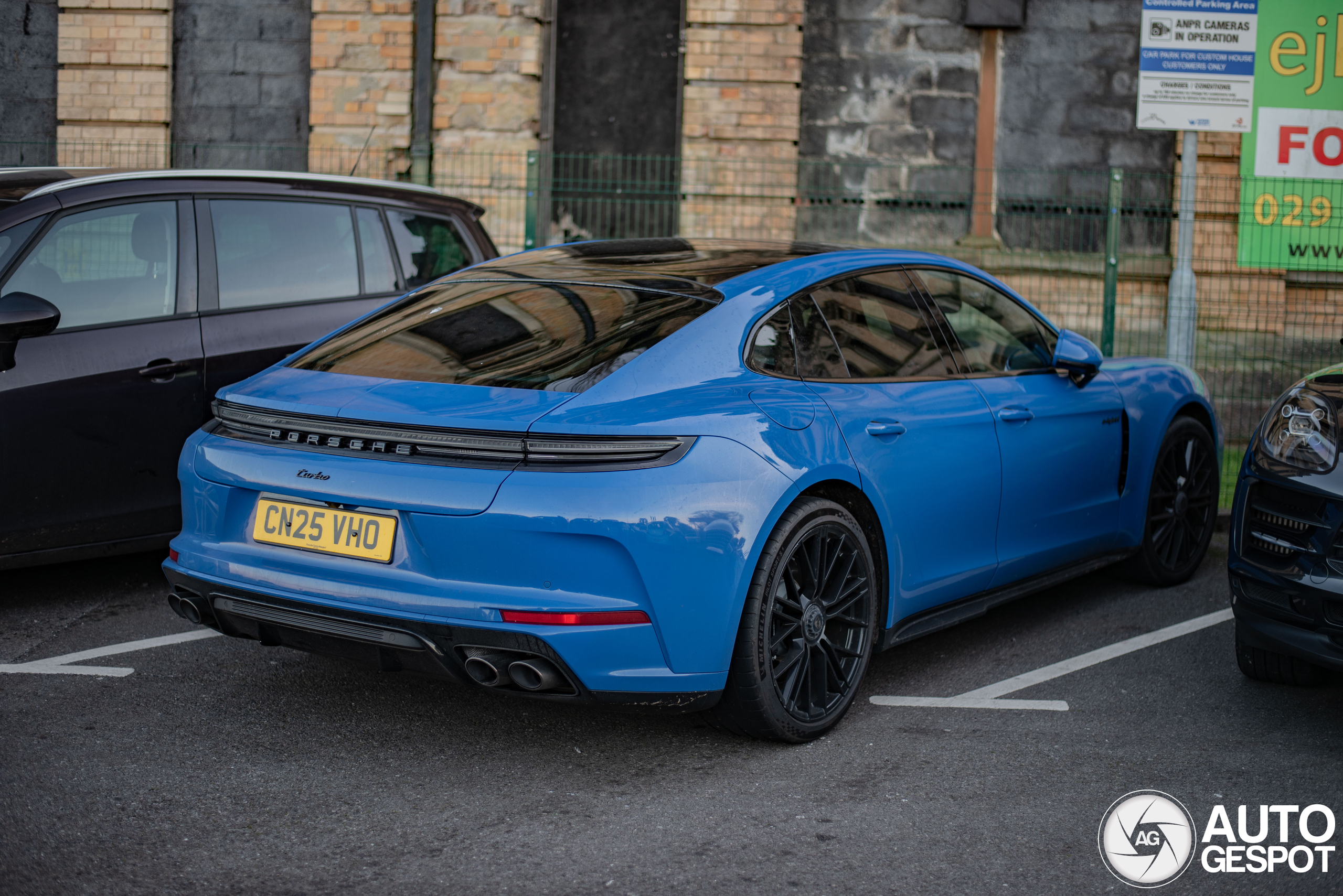 Porsche 972 Panamera Turbo E-Hybrid - 16 January 2026 - Autogespot