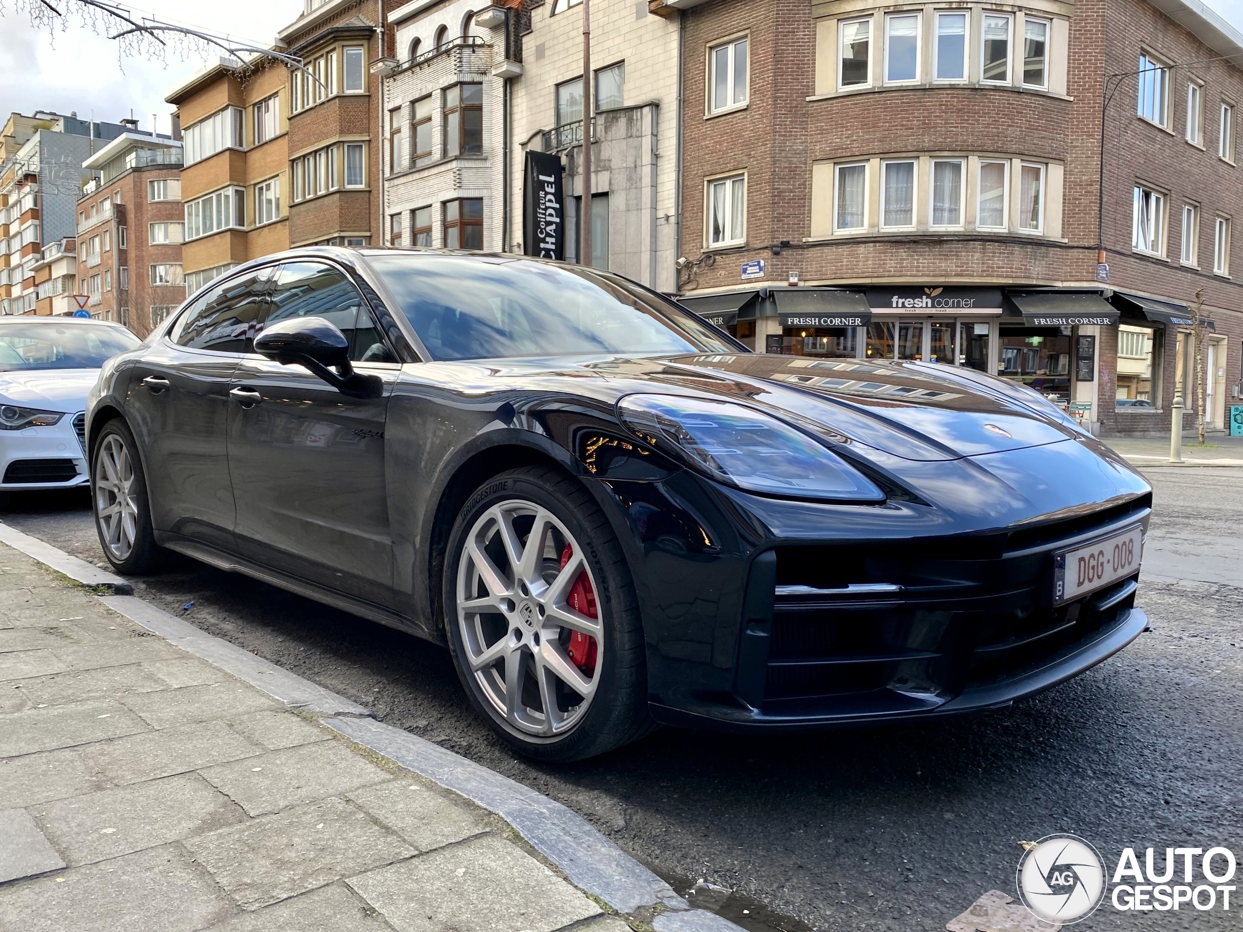 Porsche 972 Panamera Turbo E-Hybrid - 17 January 2026 - Autogespot