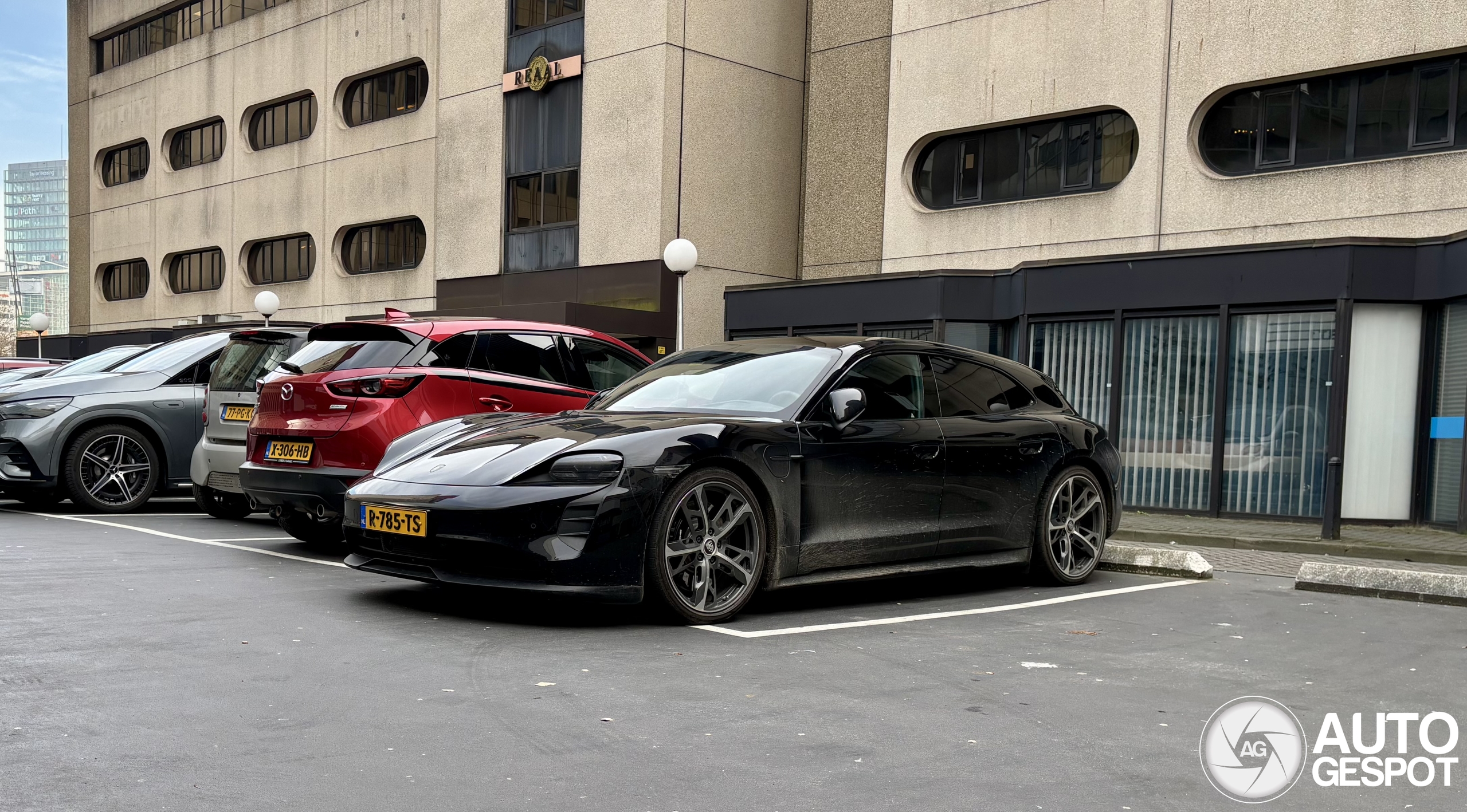 Porsche Taycan GTS Sport Turismo - 19 January 2026 - Autogespot