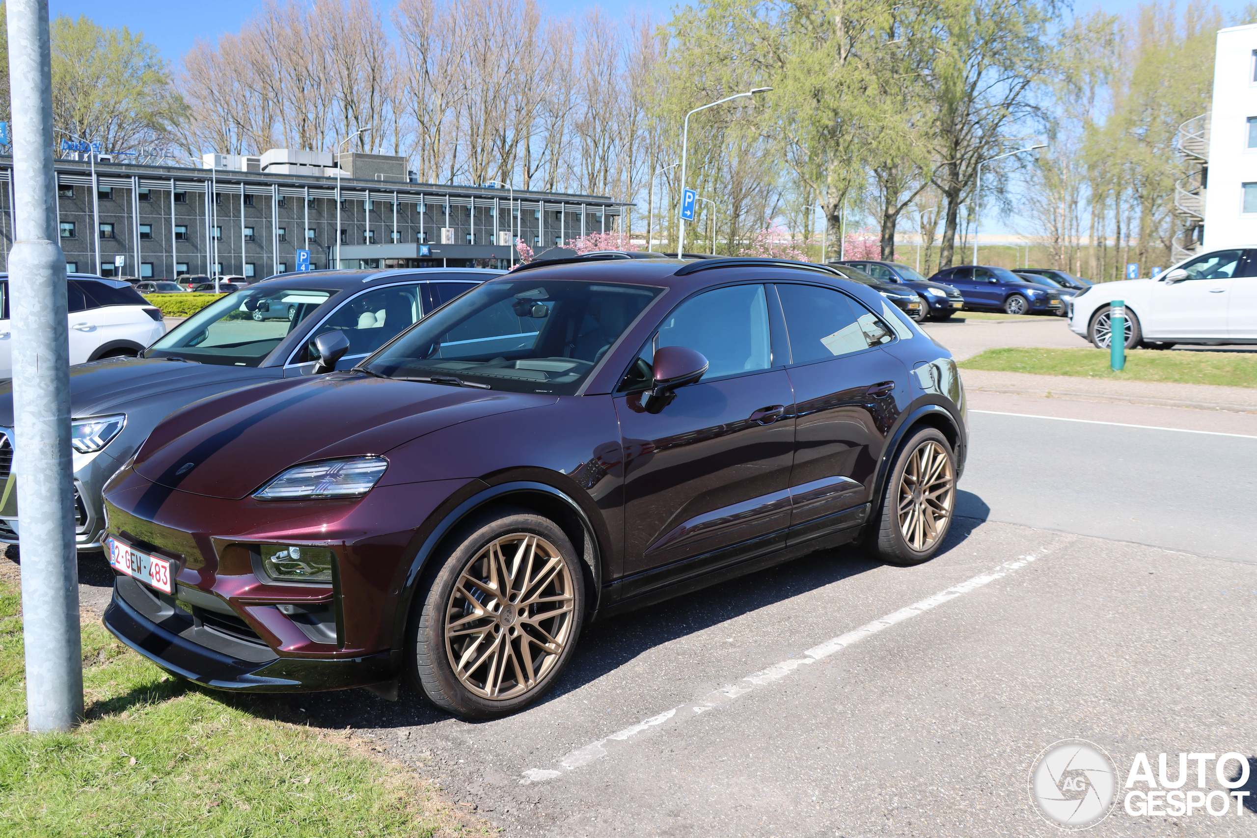 Porsche Macan EV Turbo - 22 January 2026 - Autogespot