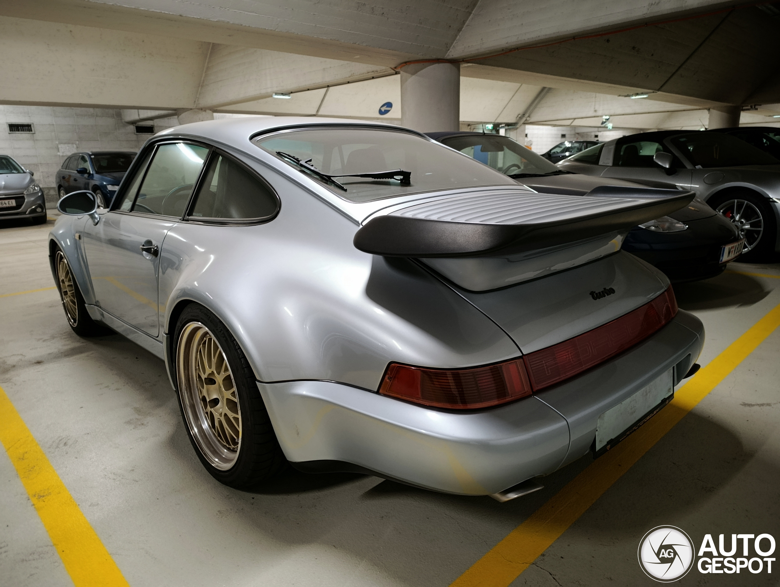 Porsche 964 Turbo S 3.3 - 24 January 2026 - Autogespot