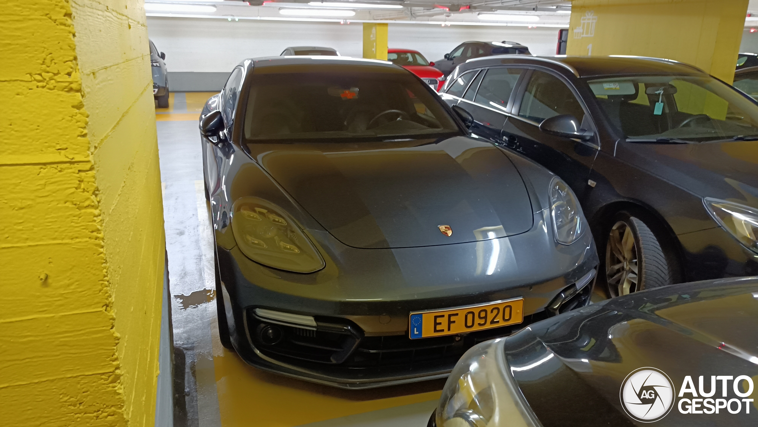 Porsche 971 Panamera Turbo Sport Turismo - 24 January 2026 - Autogespot
