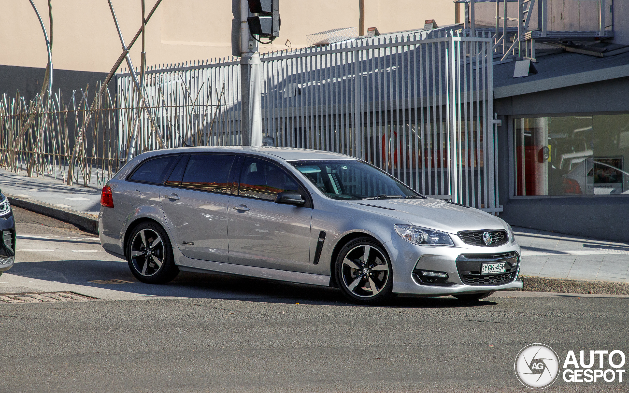 Holden VF Series II Commodore SS Sportwagon Black Edition - 27 January ...