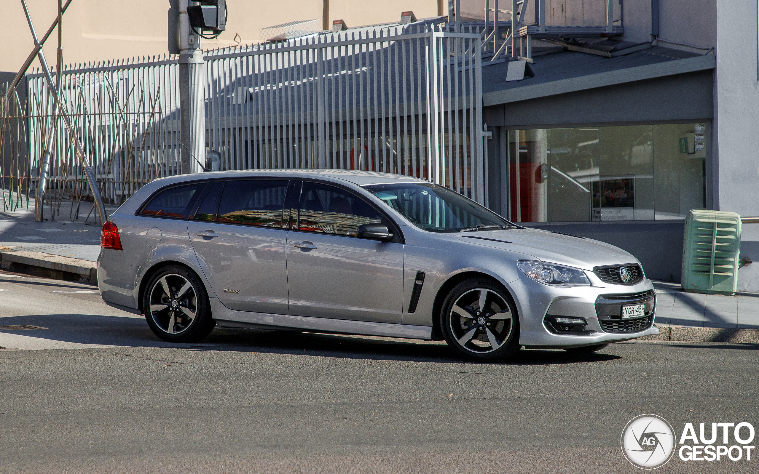 Holden VF Series II Commodore SS Sportwagon Black Edition - 27 January ...
