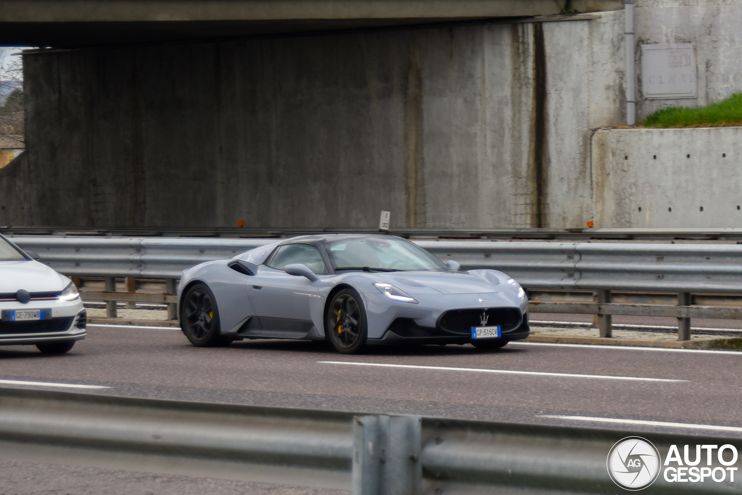 Maserati MC20 Cielo - 27 January 2026 - Autogespot