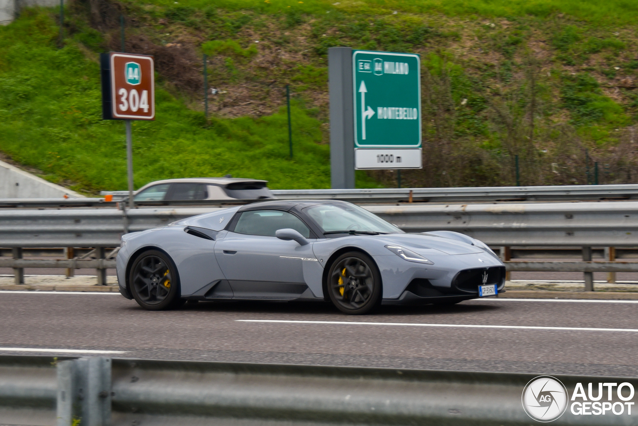 Maserati MC20 Cielo - 27 January 2026 - Autogespot