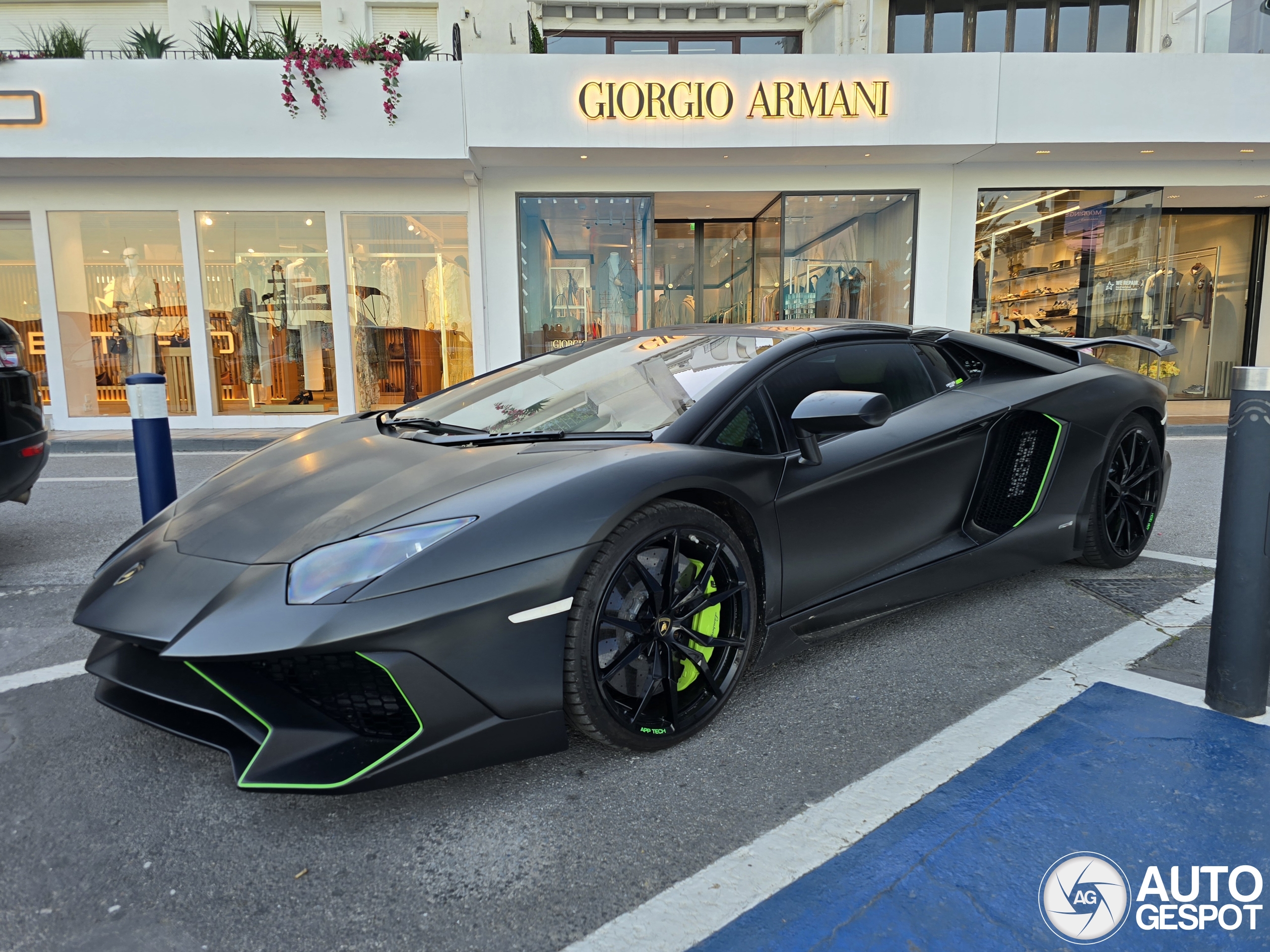 Lamborghini Aventador LP700-4 Roadster - 17 February 2026 - Autogespot