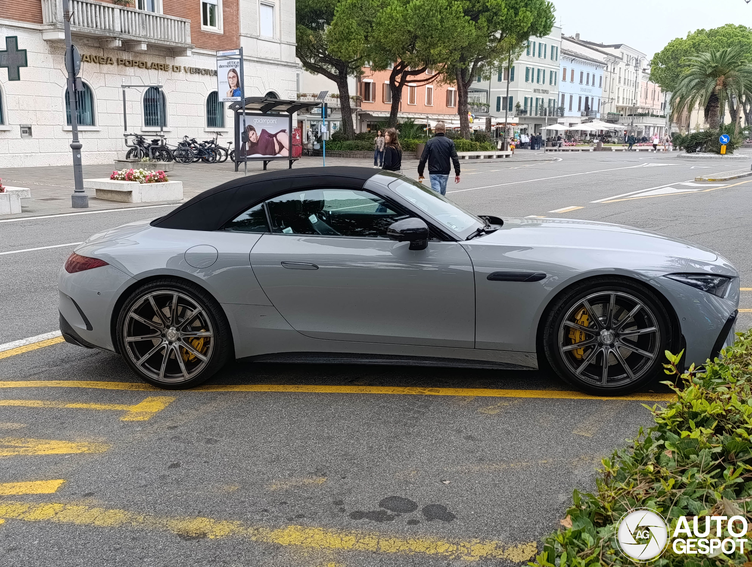 Mercedes-AMG SL 63 R232 - 18 February 2026 - Autogespot