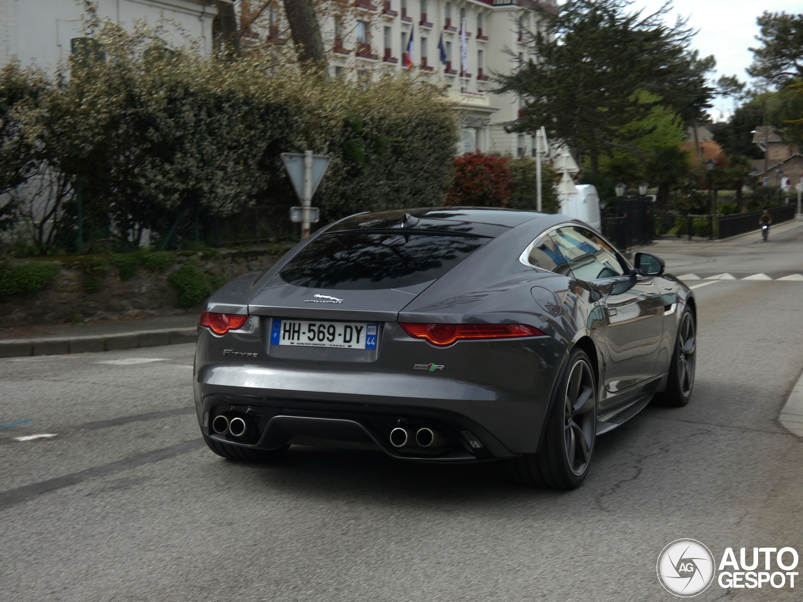 Jaguar F-TYPE R Coupé - 07 April 2026 - Autogespot