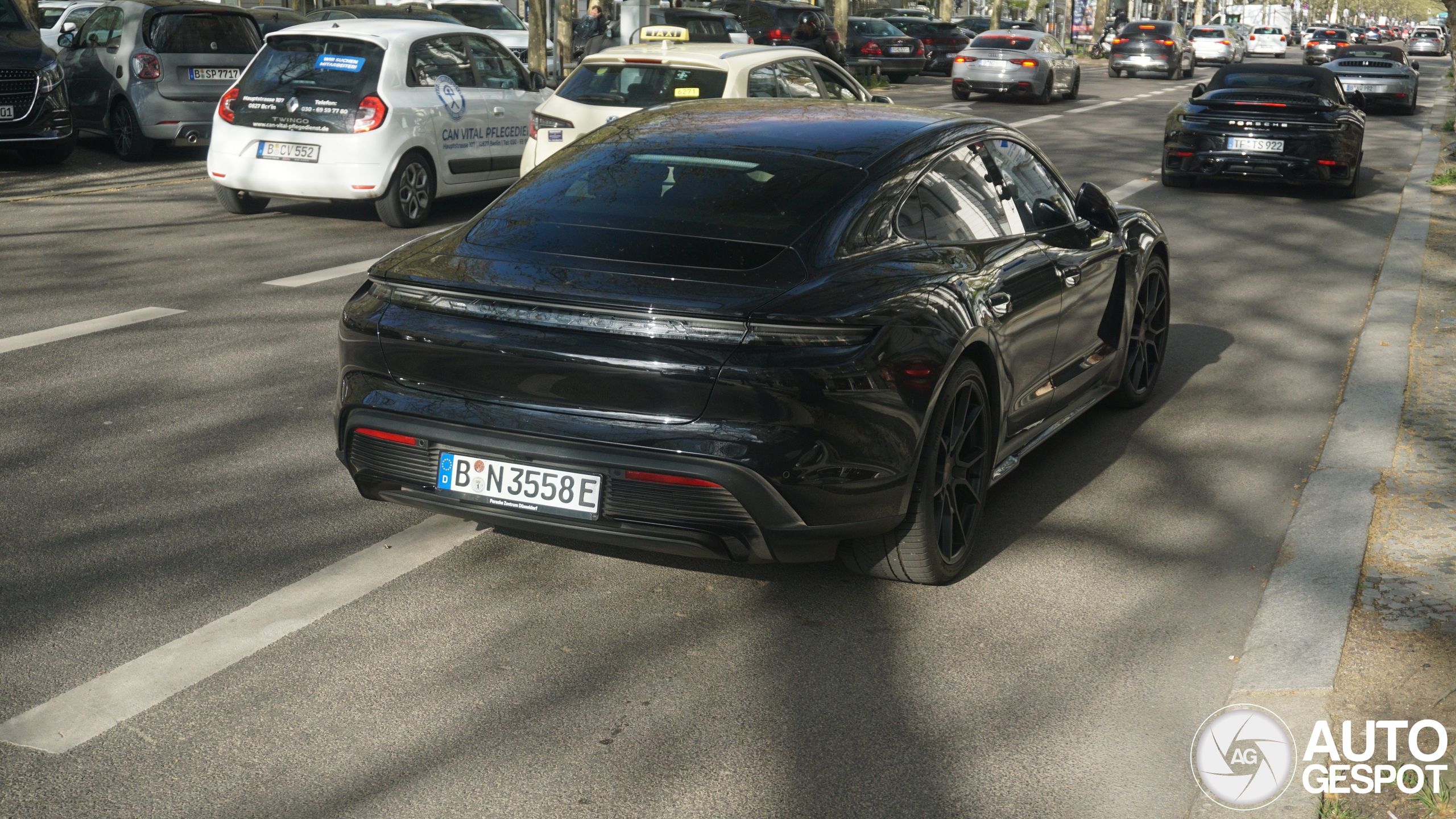 Porsche Taycan GTS MkI - 25 April 2026 - Autogespot