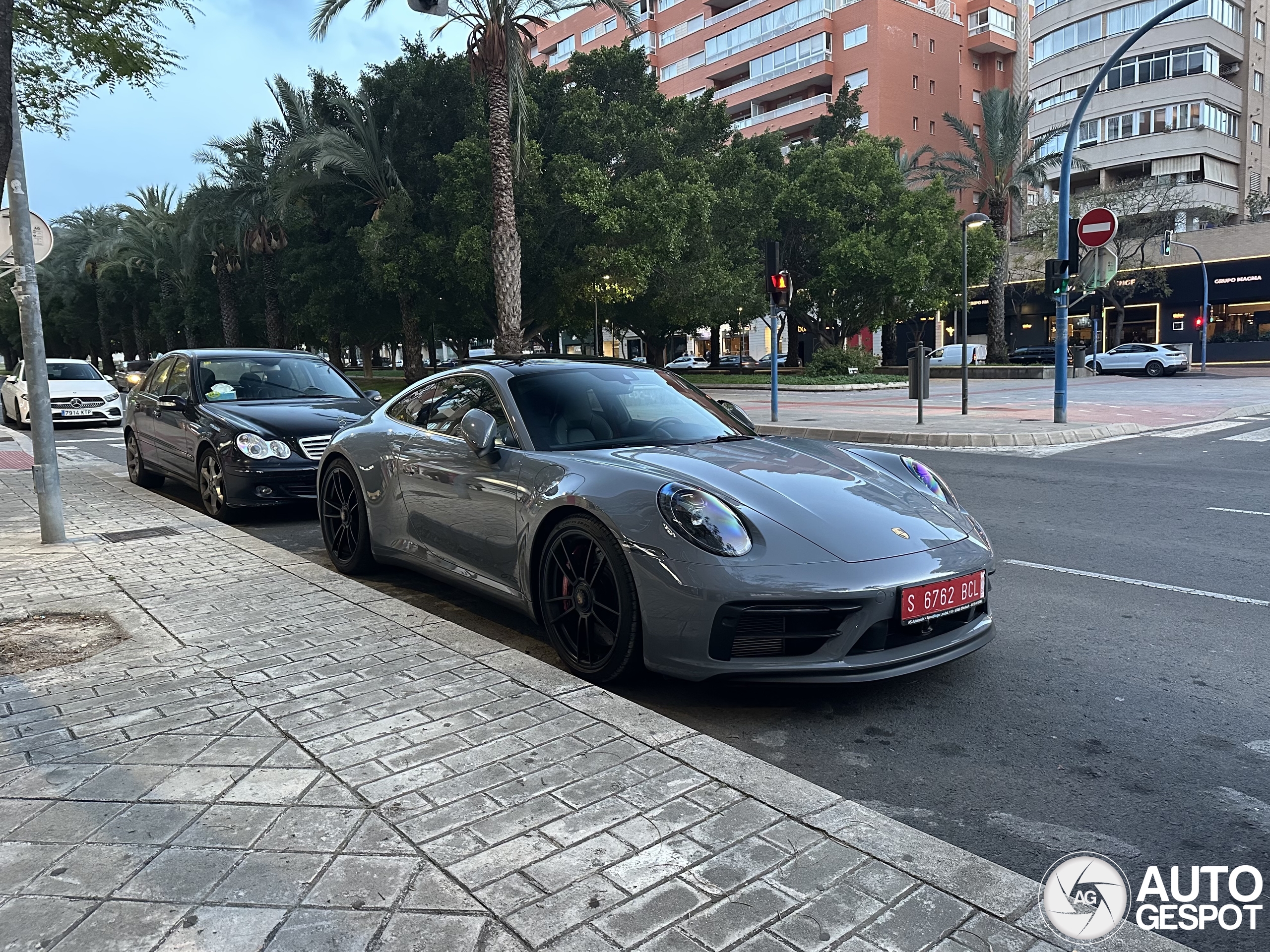 Porsche 992 Carrera GTS MkI - 30 April 2026 - Autogespot