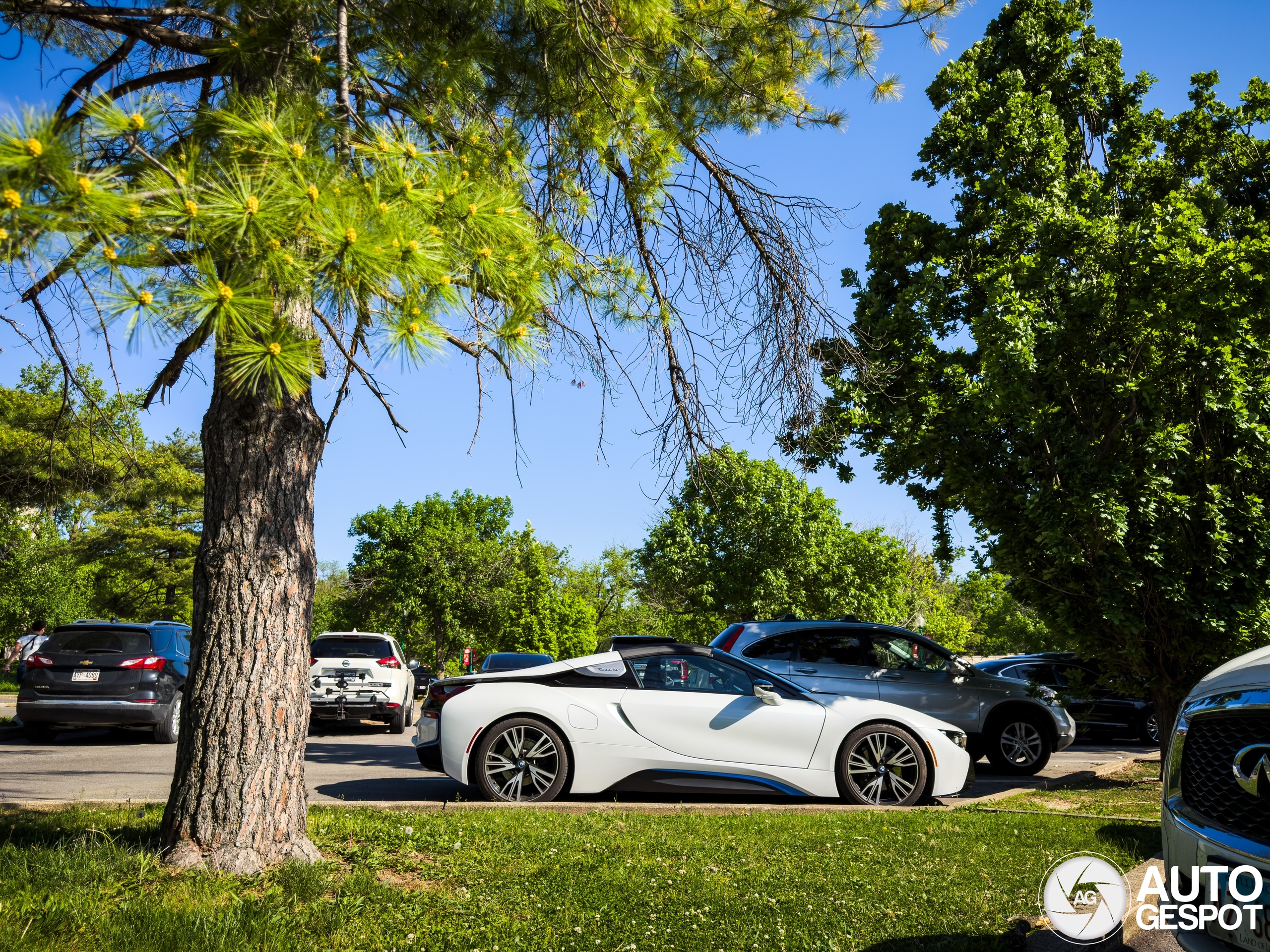 BMW i8 Roadster - 01 May 2026 - Autogespot