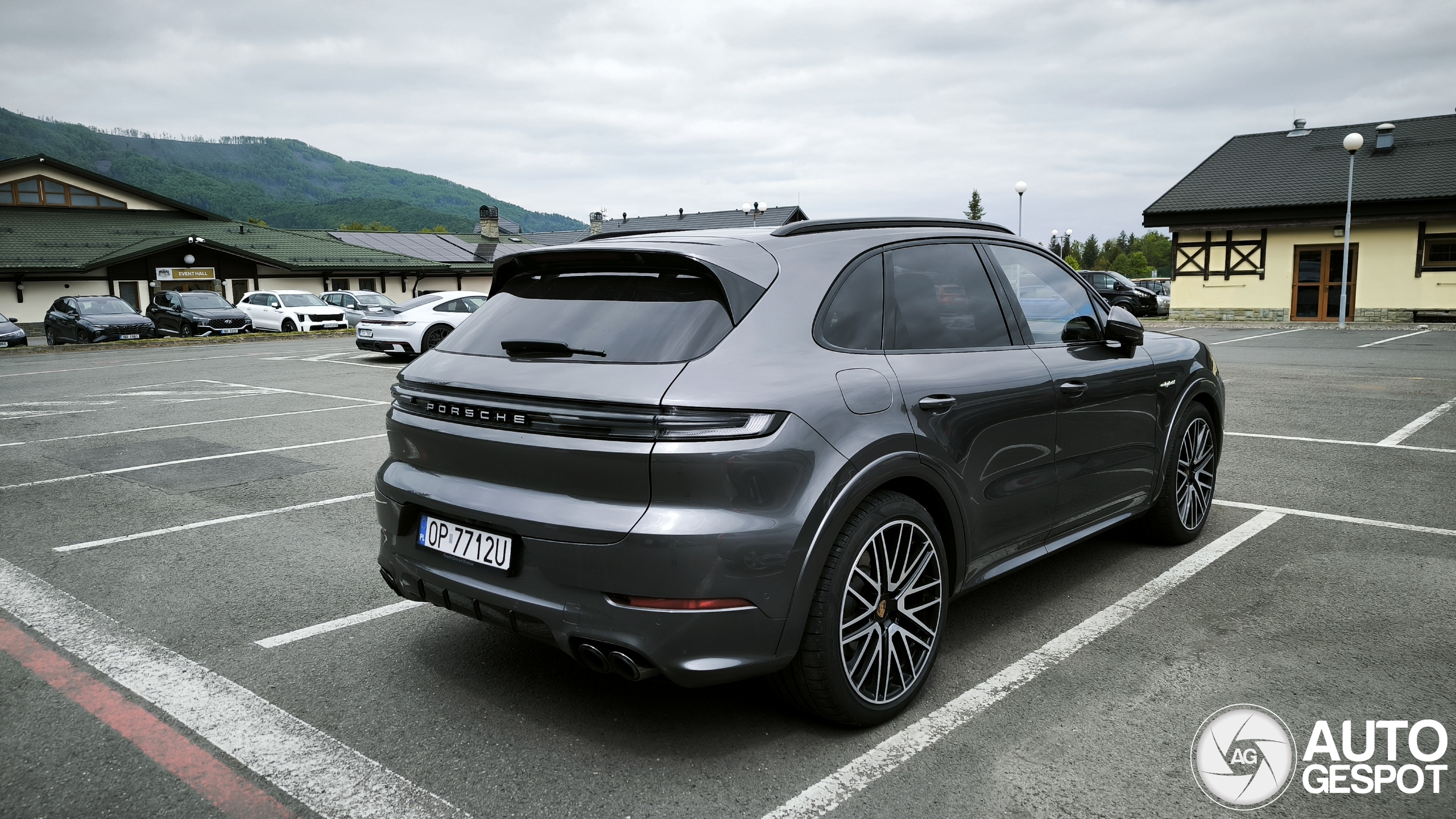 Porsche 9YA Cayenne Turbo E-Hybrid - 09 May 2026 - Autogespot