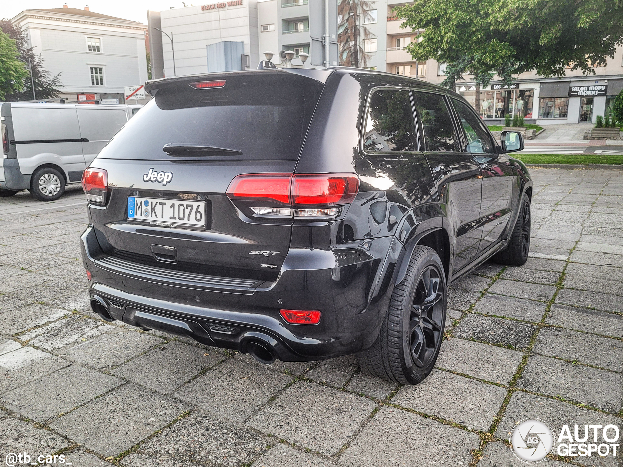 Jeep Grand Cherokee SRT 2013 - 27 May 2026 - Autogespot