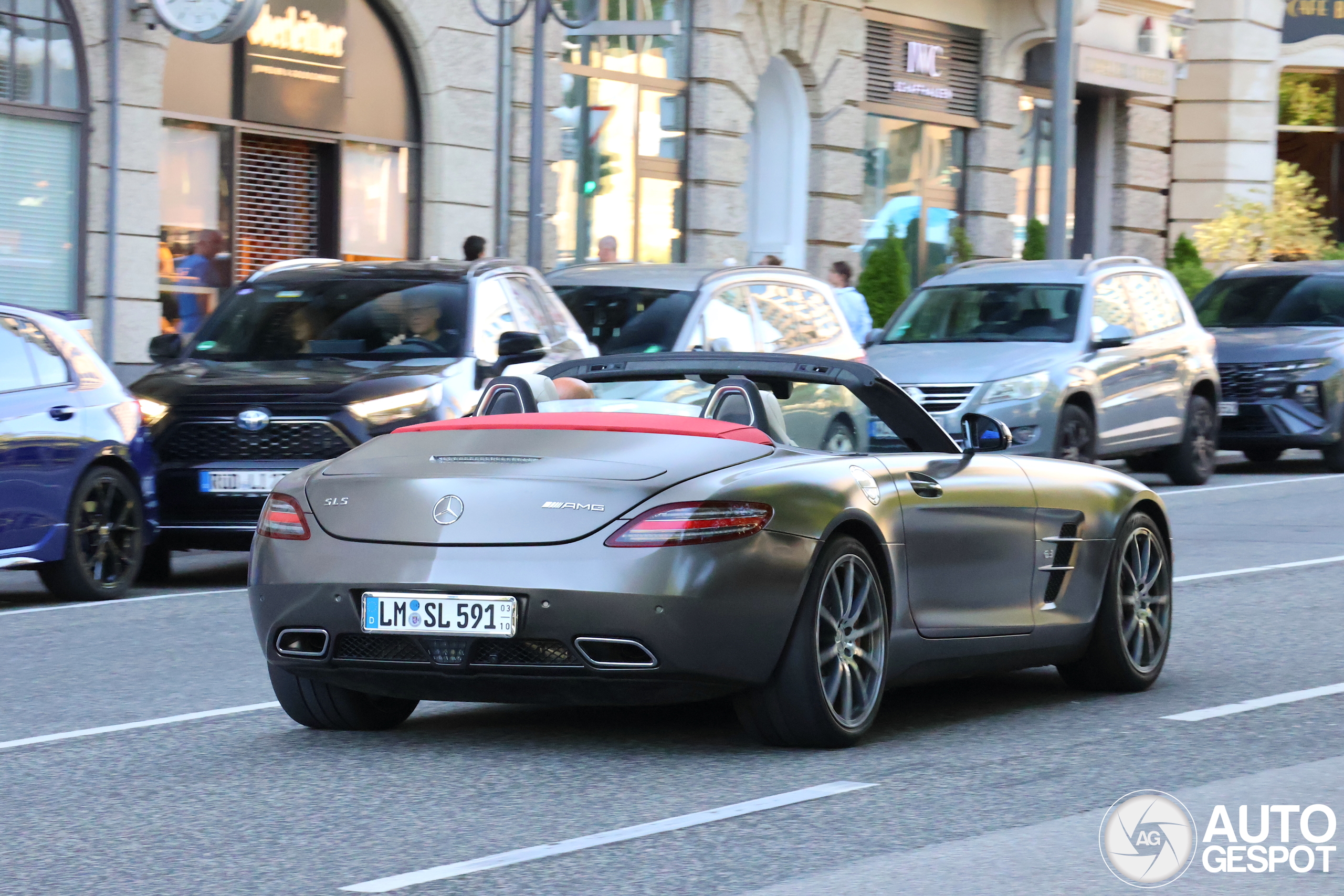 Mercedes-Benz SLS AMG Roadster - 27 May 2026 - Autogespot