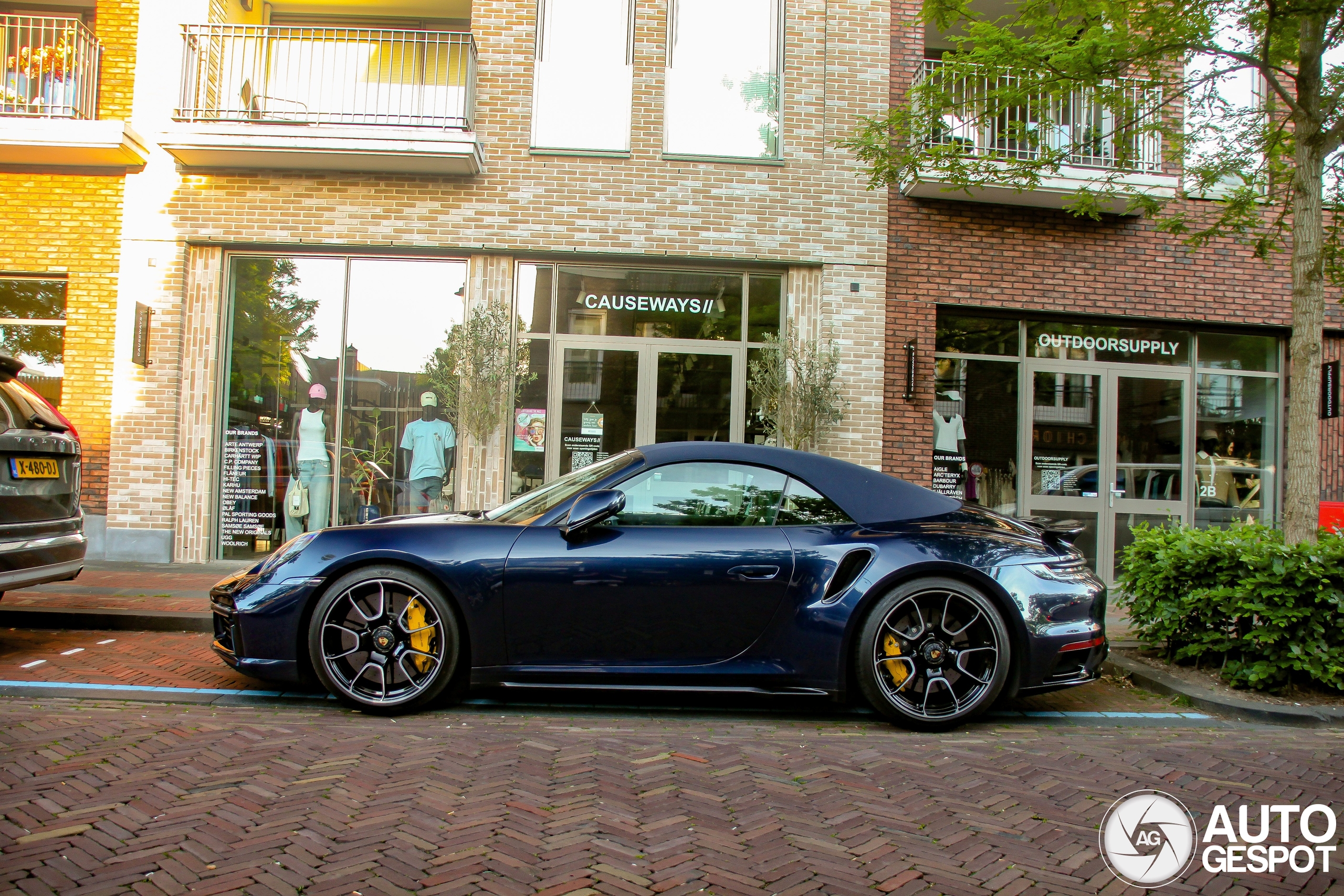 Porsche 992 Turbo S Cabriolet MkI - 27 May 2026 - Autogespot