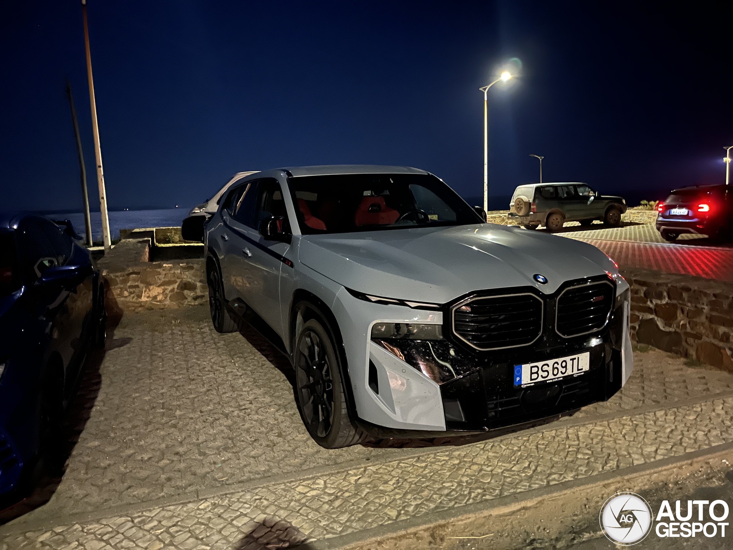 BMW XM G09 Label Red - 28 May 2026 - Autogespot