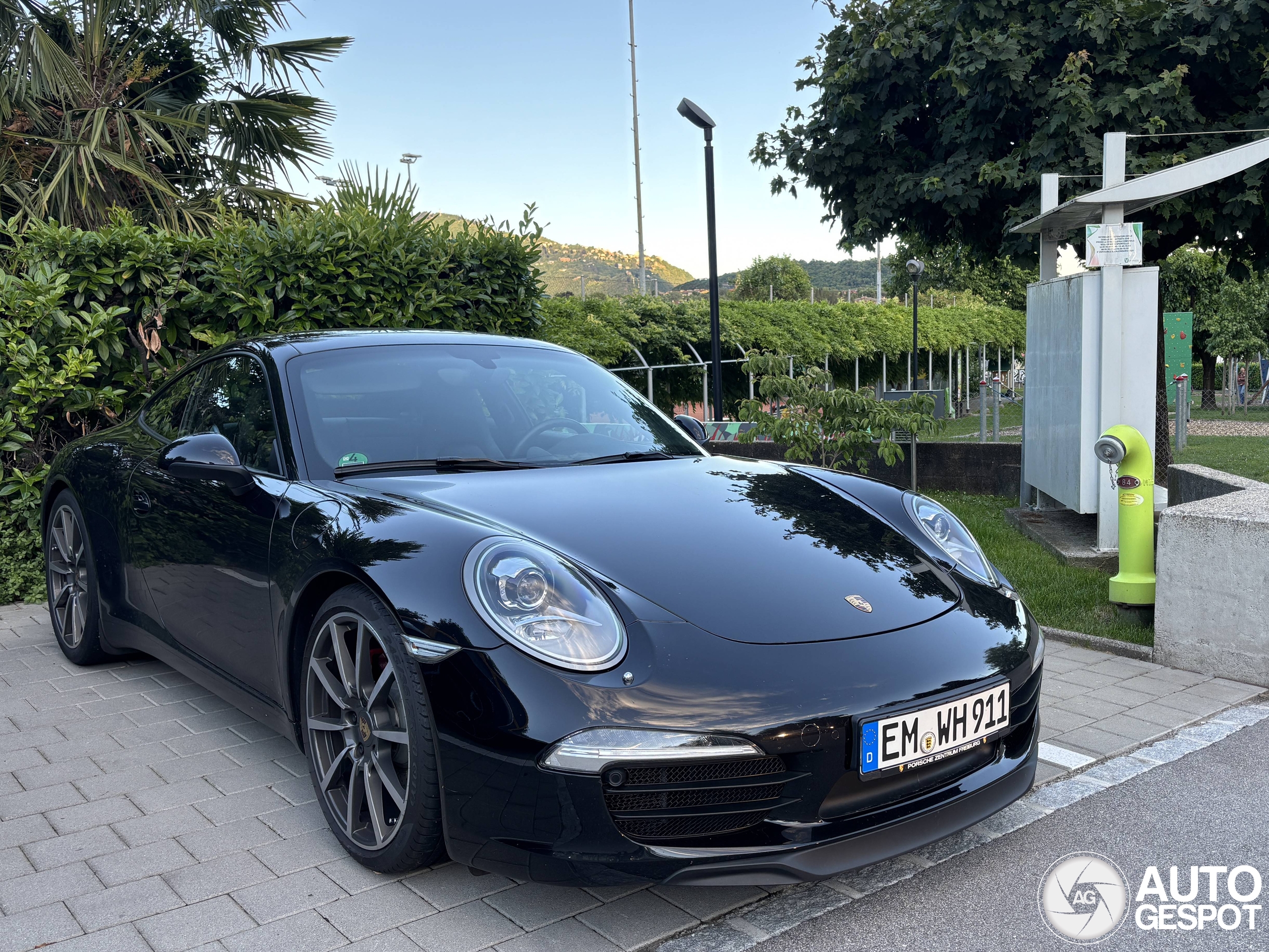 Porsche 991 Carrera S MkI - 28 May 2026 - Autogespot