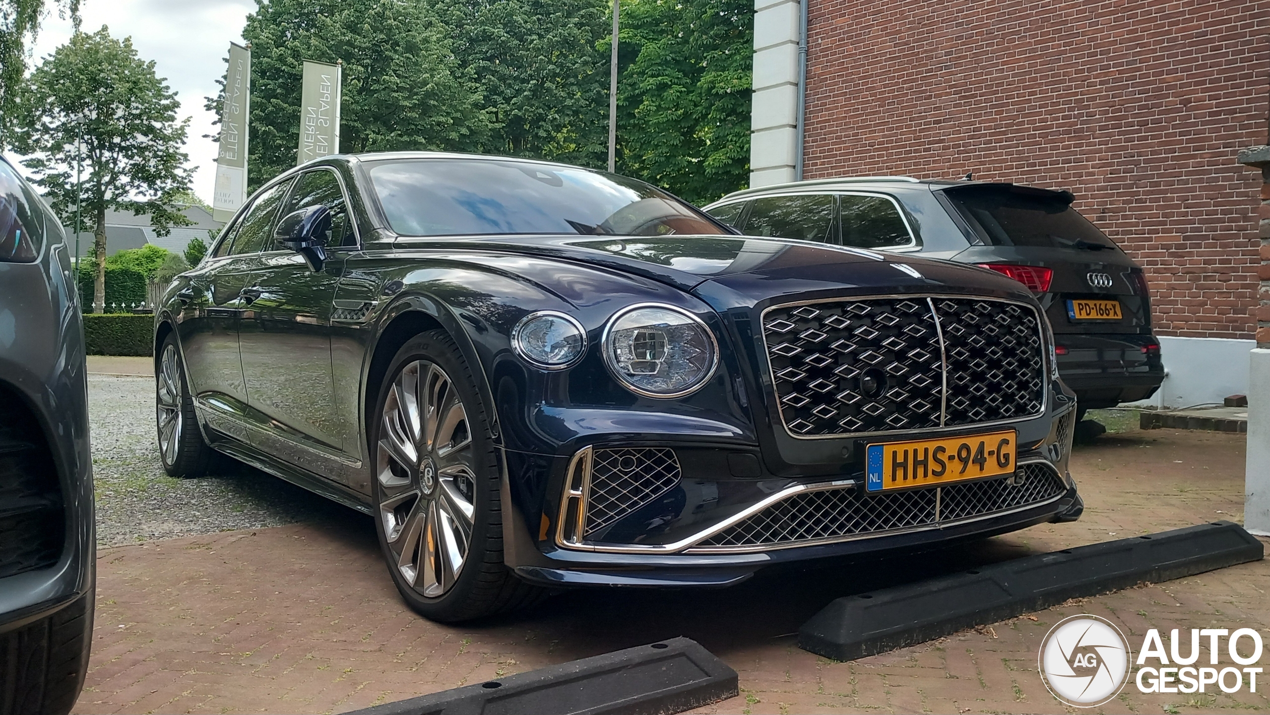 Bentley Flying Spur Mulliner 2025 - 31 May 2026 - Autogespot