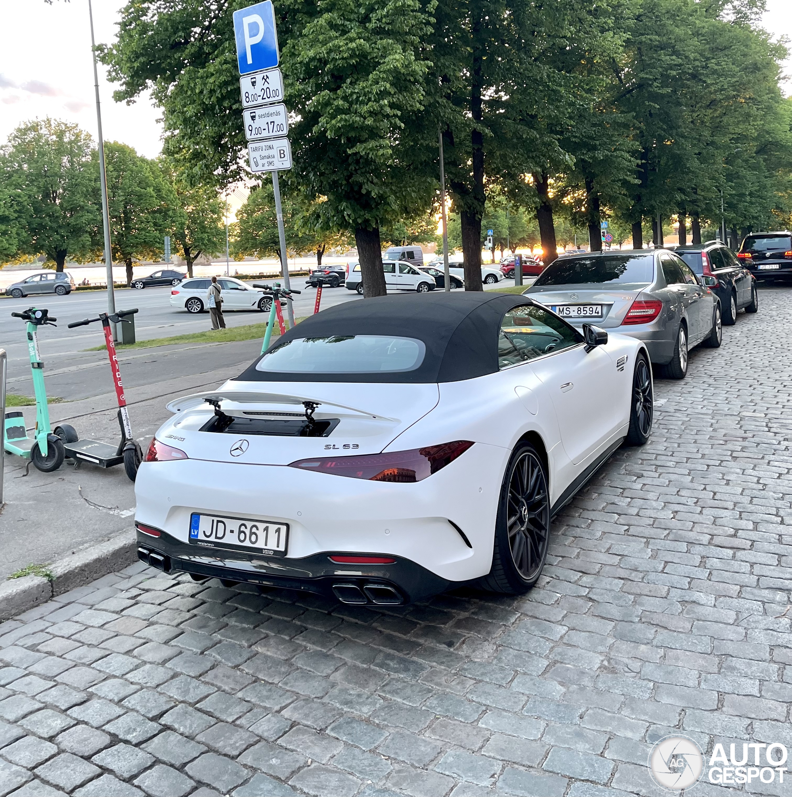 Mercedes-AMG SL 63 R232 - 07 June 2026 - Autogespot