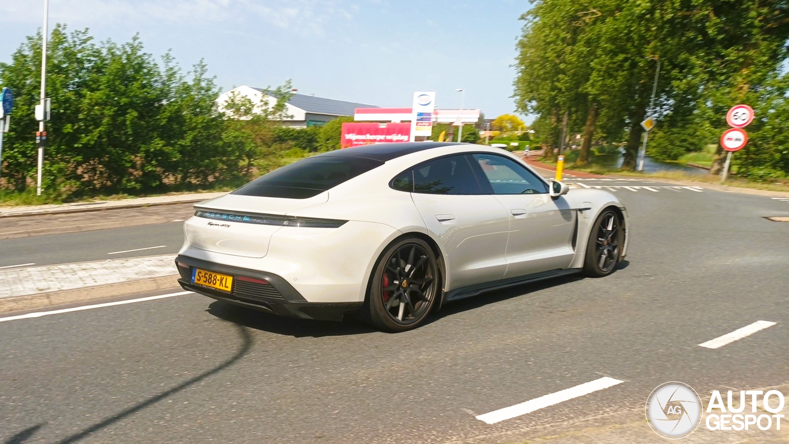 Porsche Taycan GTS MkI - 11 June 2026 - Autogespot