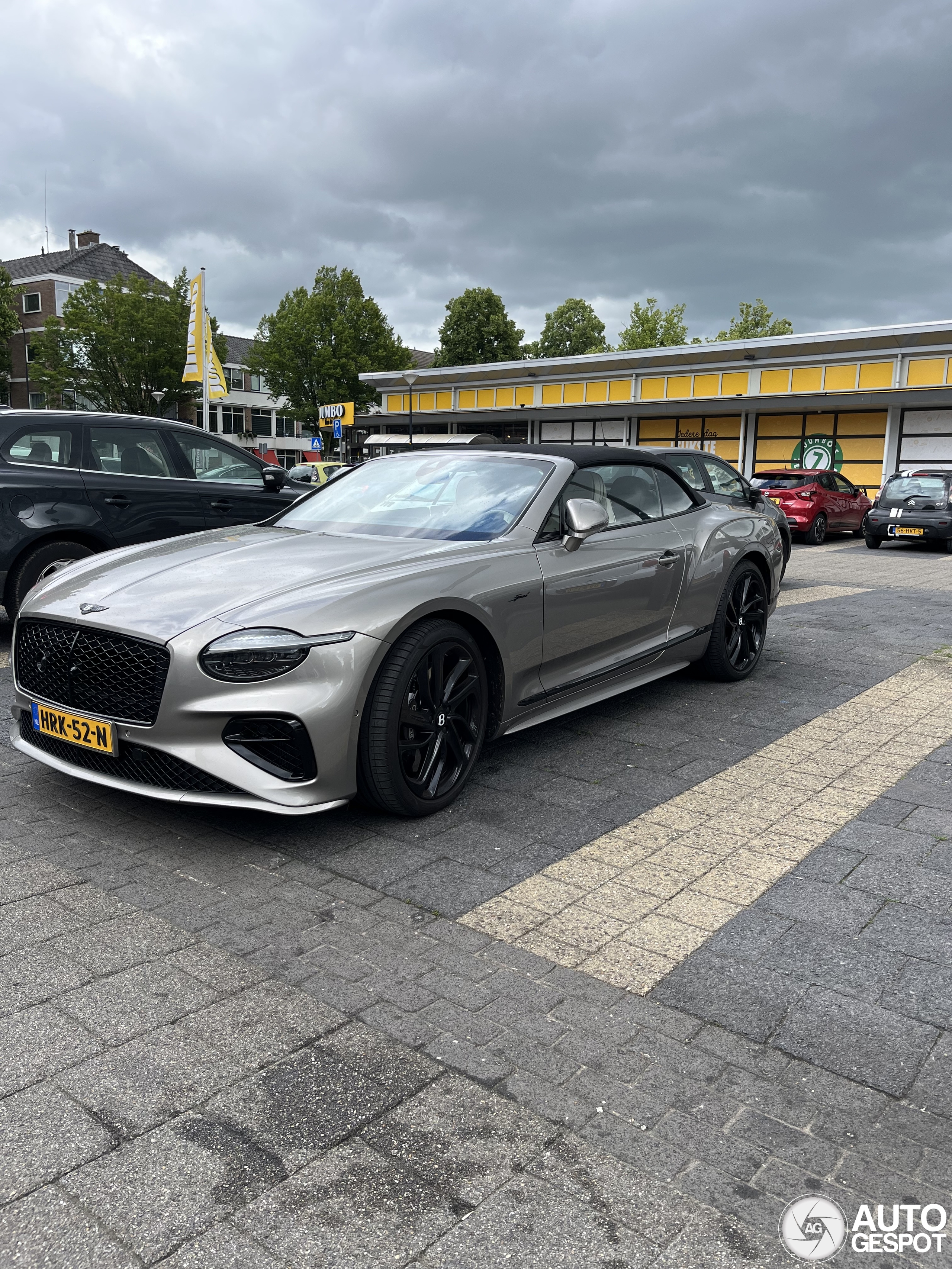 Bentley Continental GTC Speed 2025 - 15 June 2026 - Autogespot