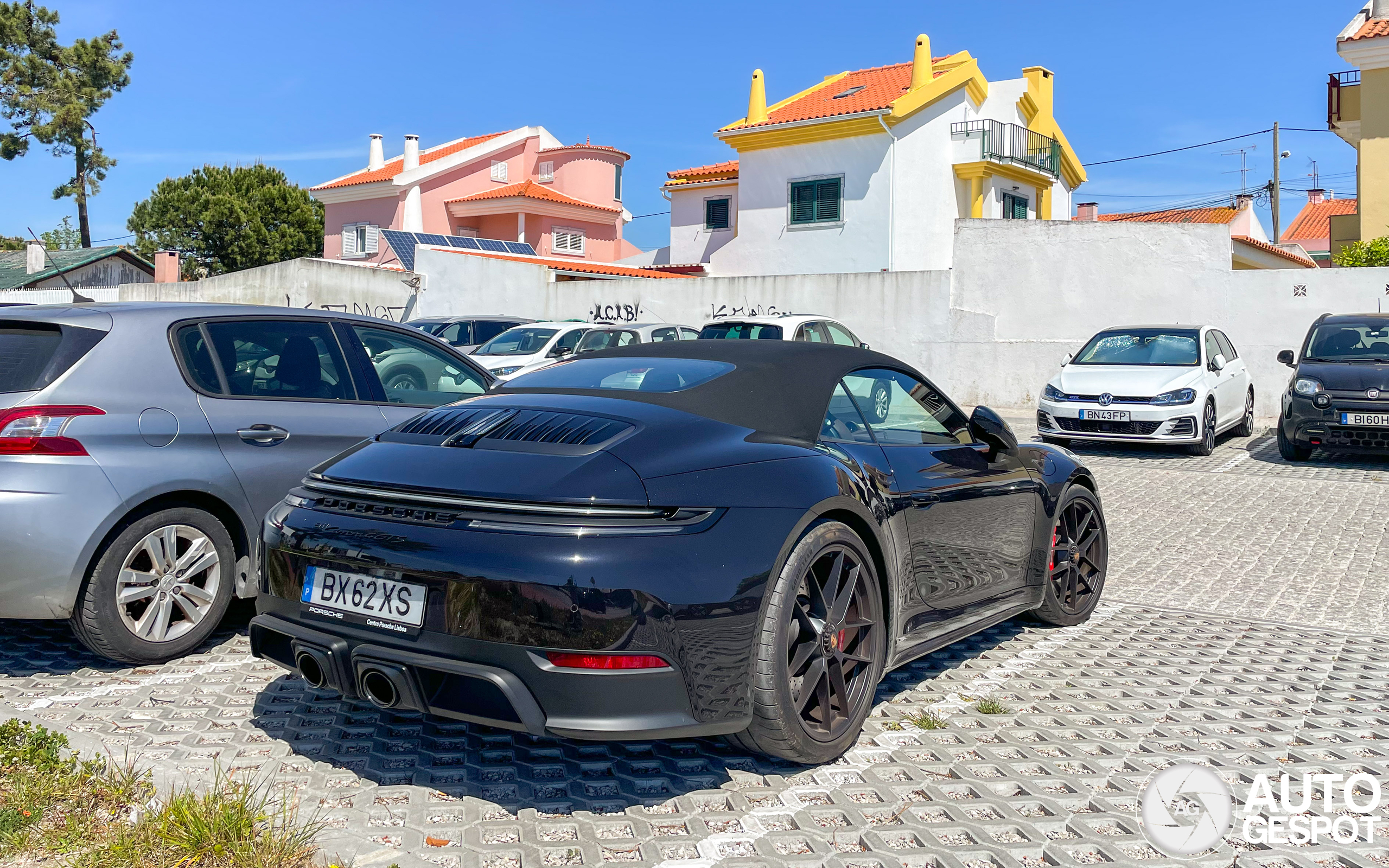 Porsche 992 Carrera 4 GTS Cabriolet MkII - 15 June 2026 - Autogespot