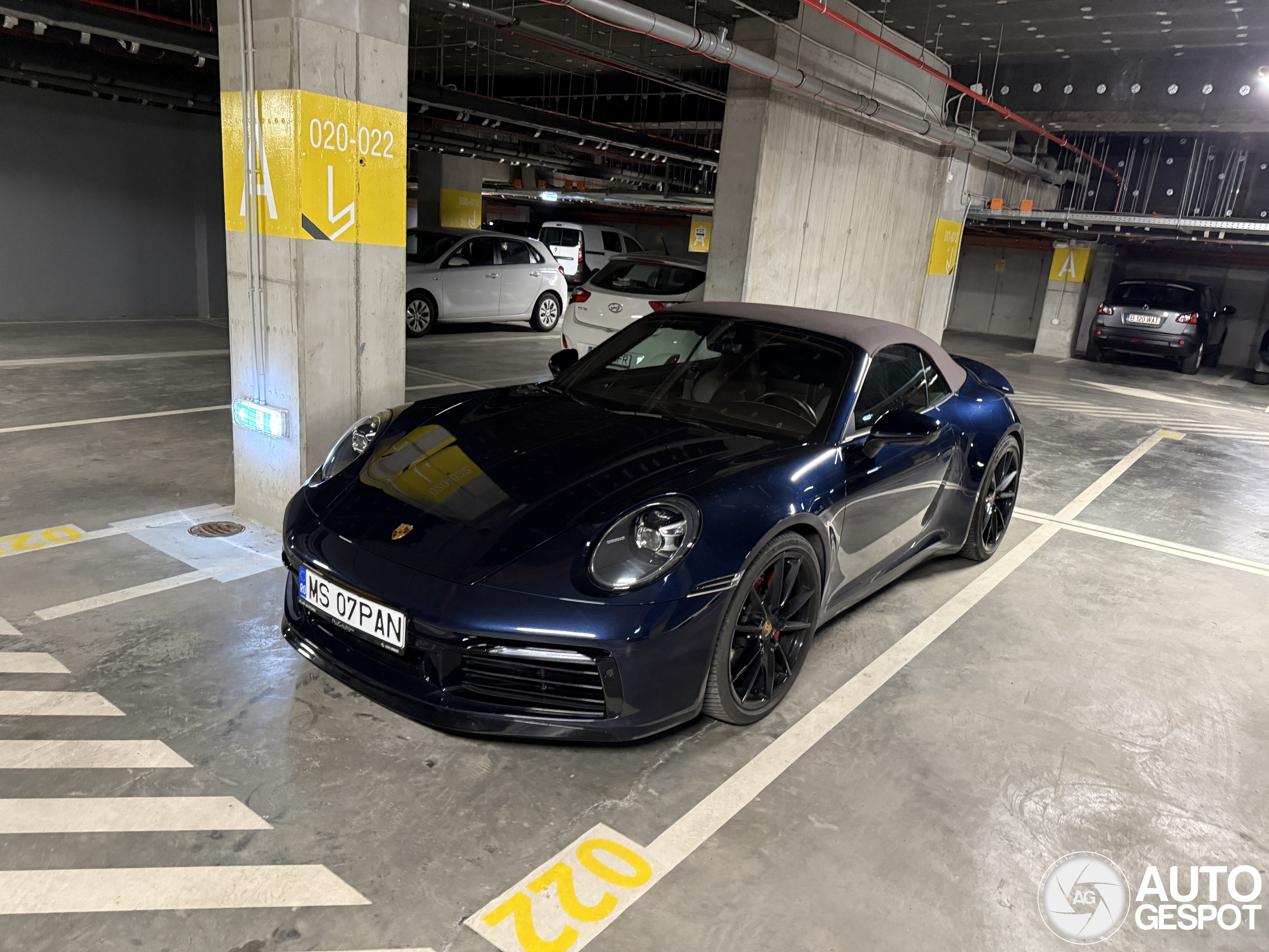 Porsche 992 Carrera 4S Cabriolet MkI - 15 June 2026 - Autogespot