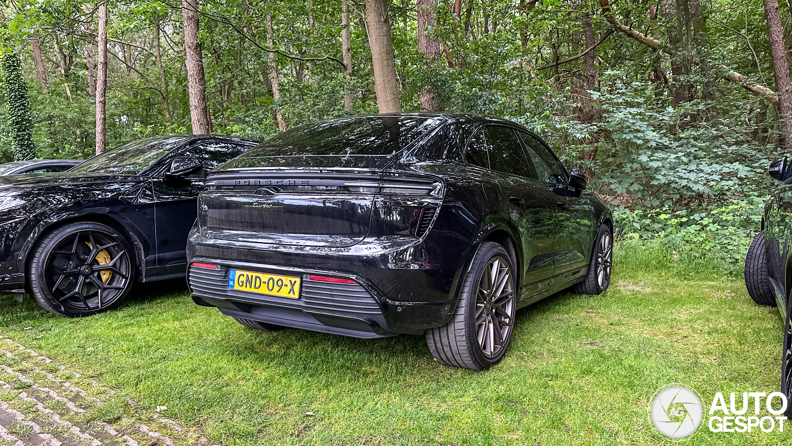 Porsche Macan EV Turbo - 15 June 2026 - Autogespot