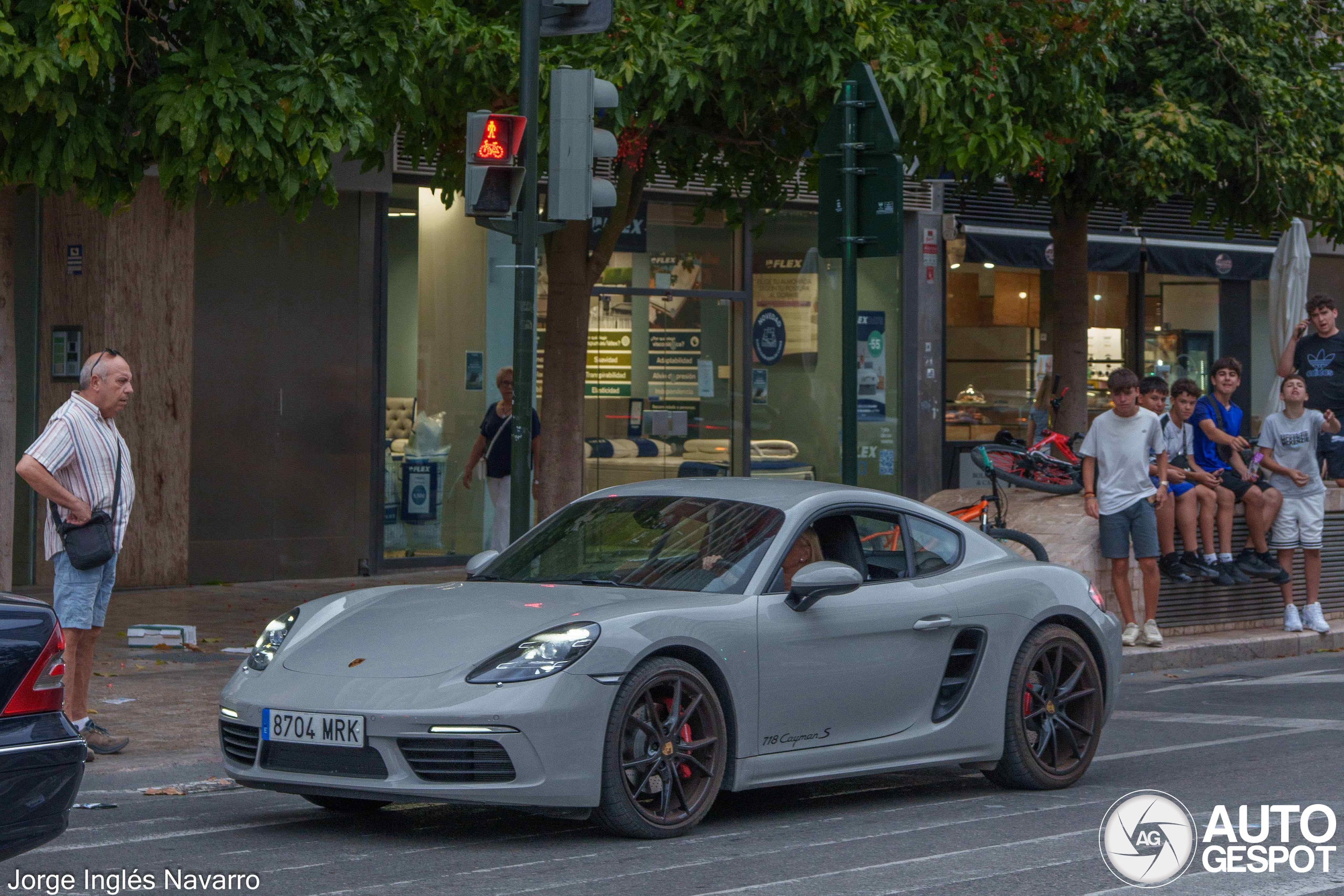 Porsche 718 Cayman S - 16 June 2026 - Autogespot