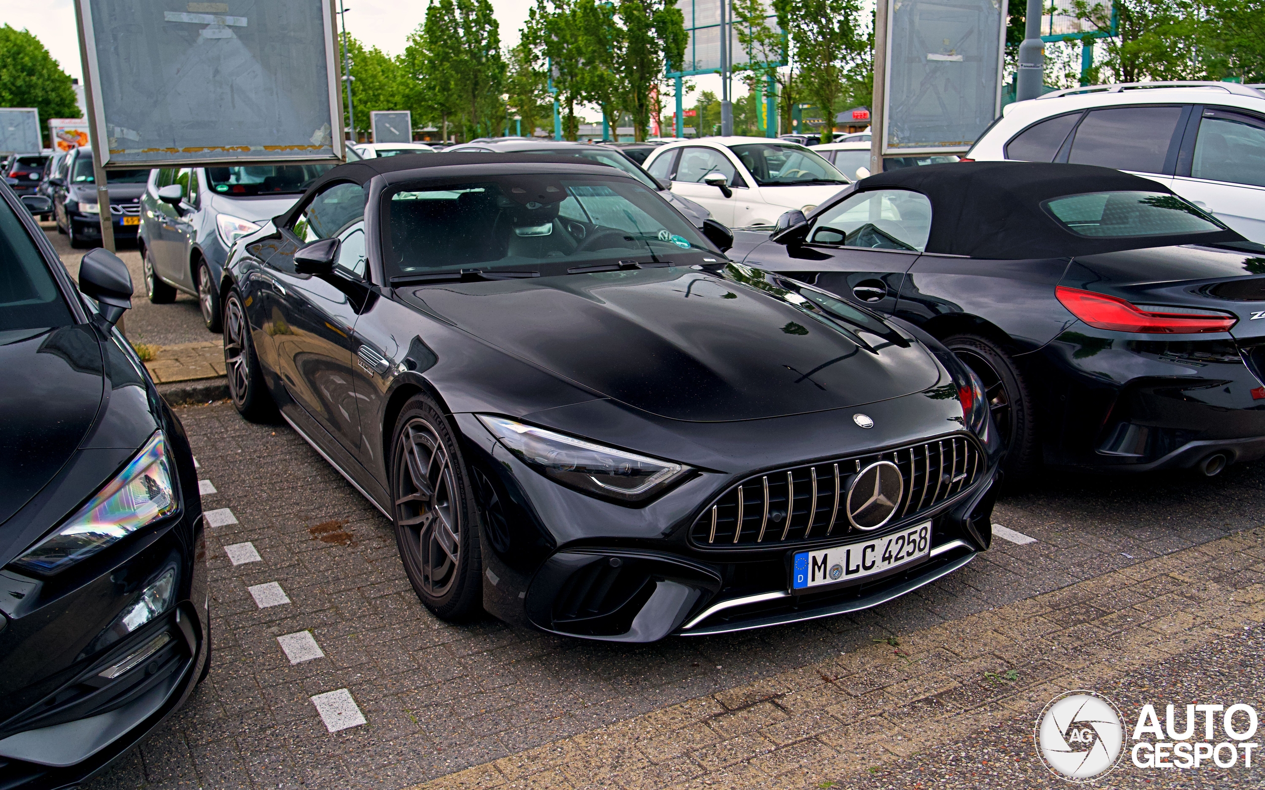 Mercedes-AMG SL 63 R232 - 18 June 2026 - Autogespot