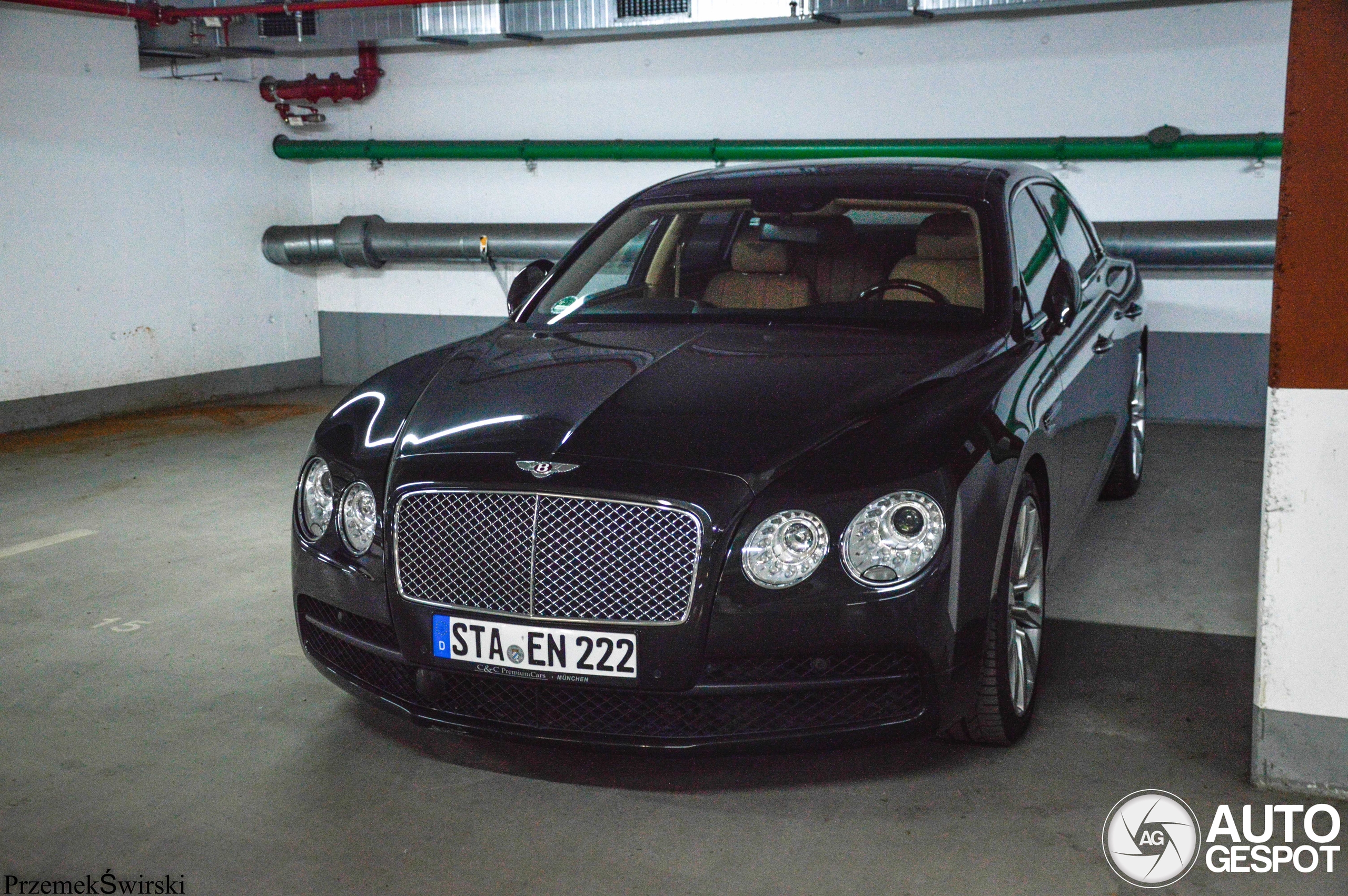 Bentley Flying Spur V8 - 19 June 2026 - Autogespot
