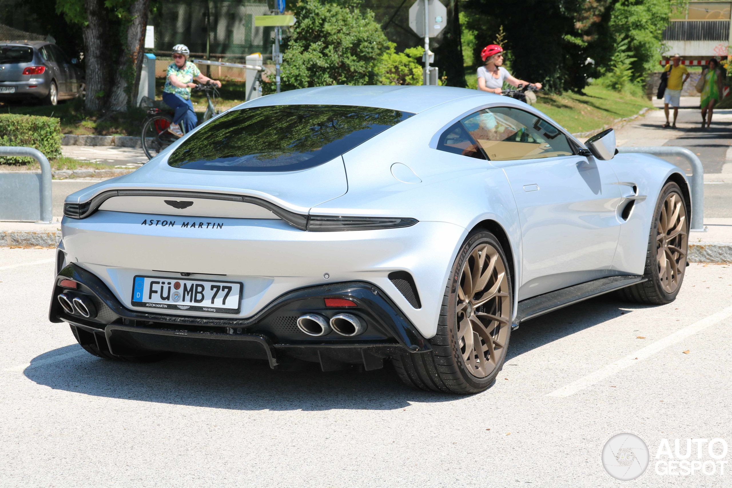 Aston Martin Vantage 2024 - 22 June 2026 - Autogespot