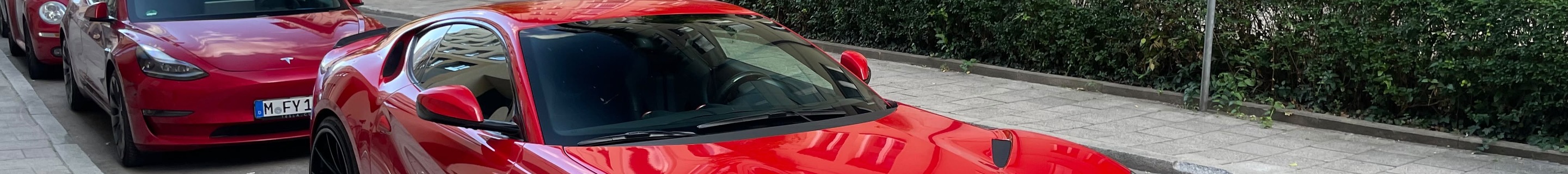 Ferrari 812 Superfast - 22 June 2026 - Autogespot