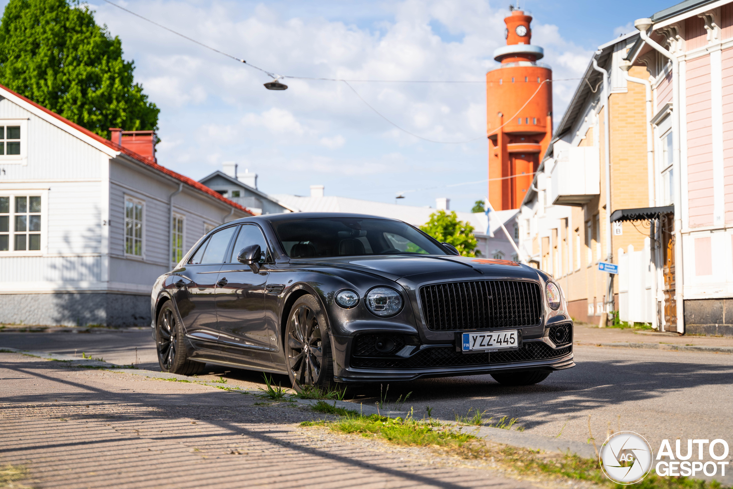 Bentley Flying Spur Hybrid Azure - 23 June 2026 - Autogespot