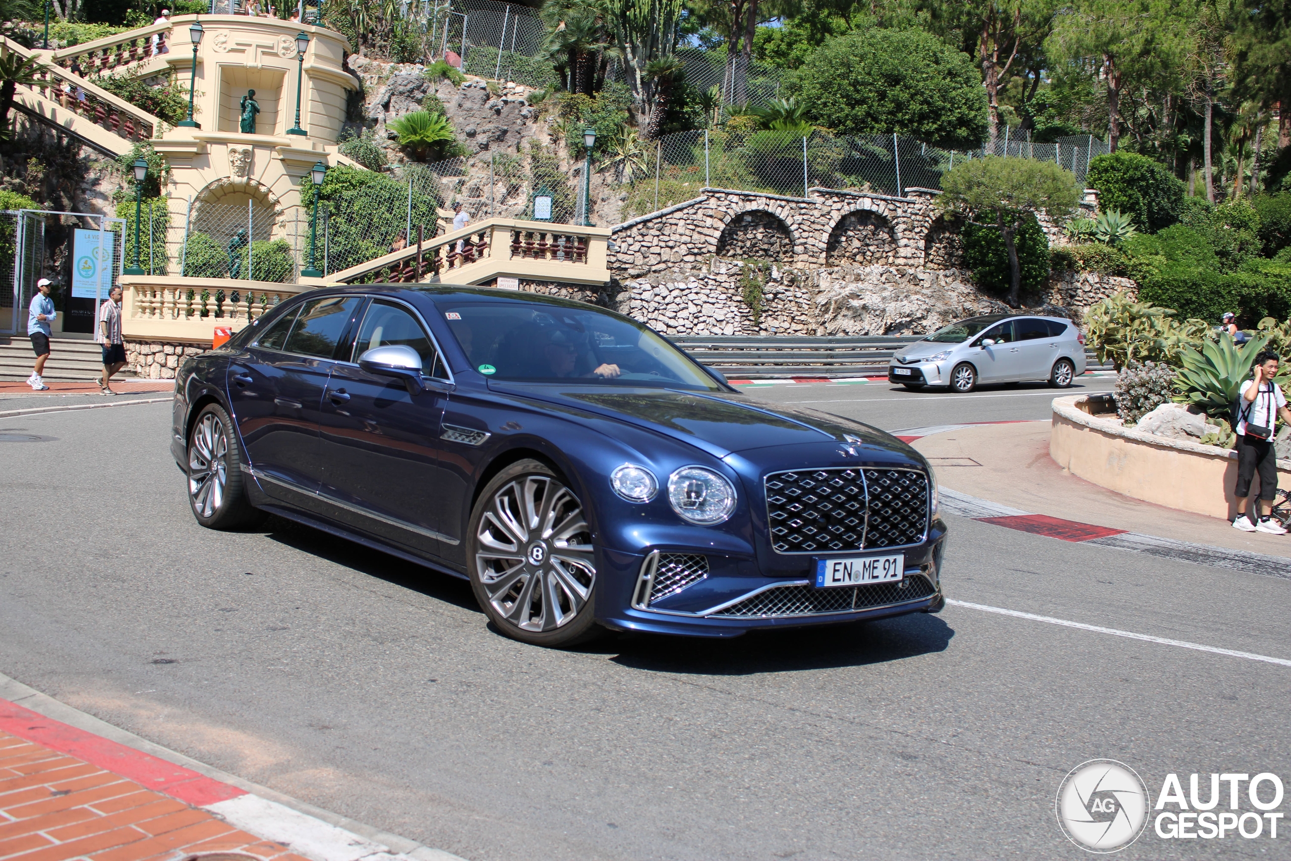 Bentley Flying Spur Mulliner 2025 - 23 June 2026 - Autogespot
