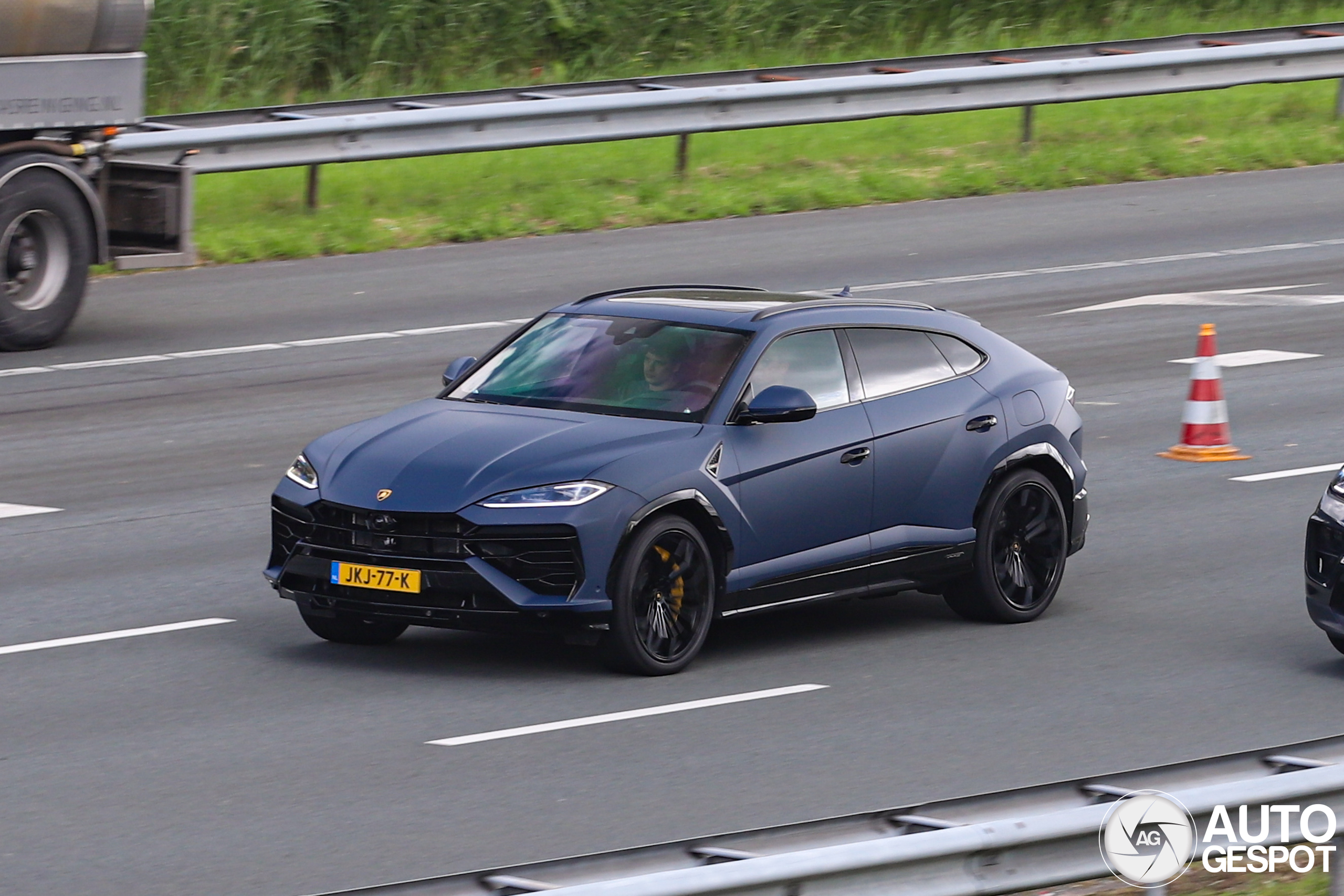 Lamborghini Urus SE - 23 June 2026 - Autogespot