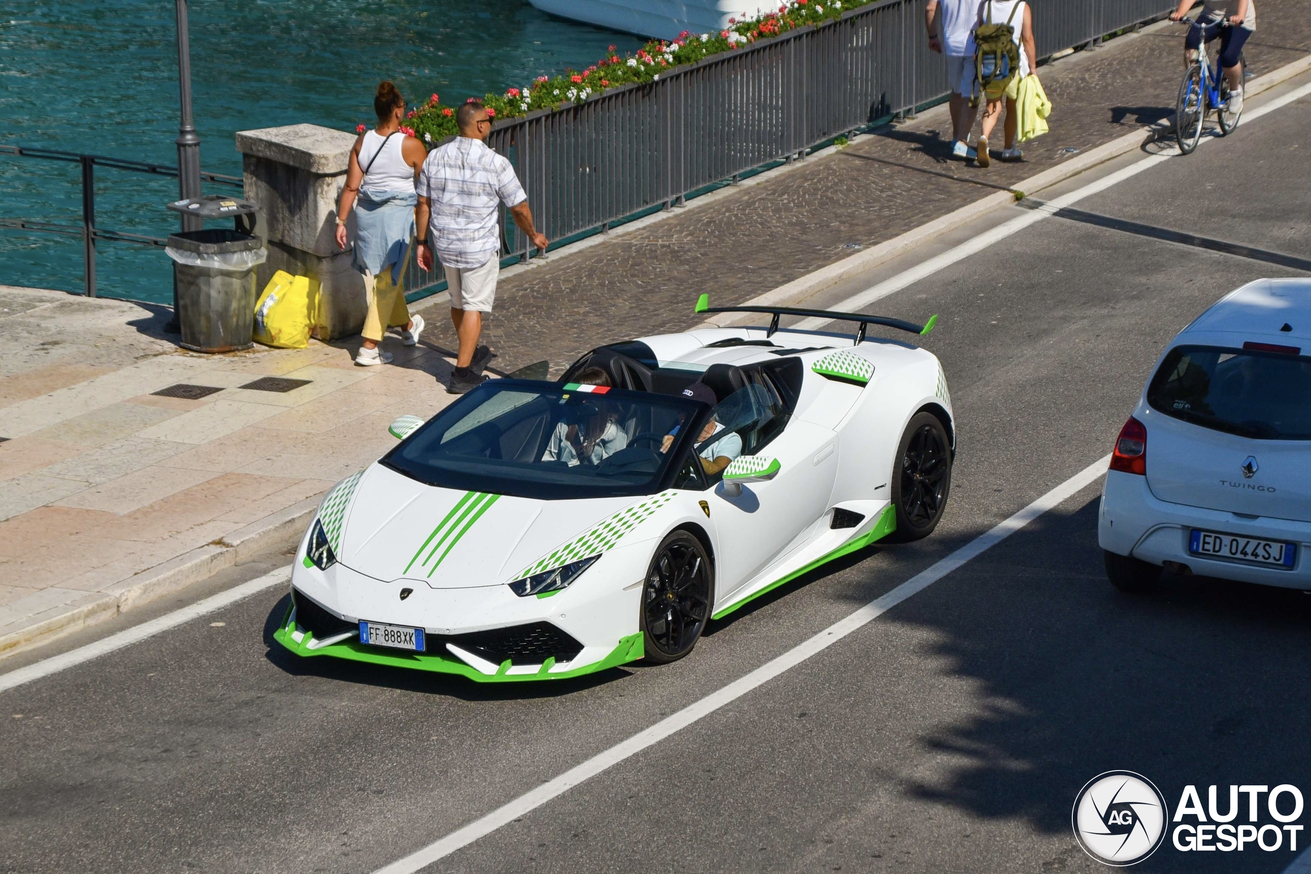 Lamborghini Huracán LP610-4 Spyder - 30 June 2026 - Autogespot